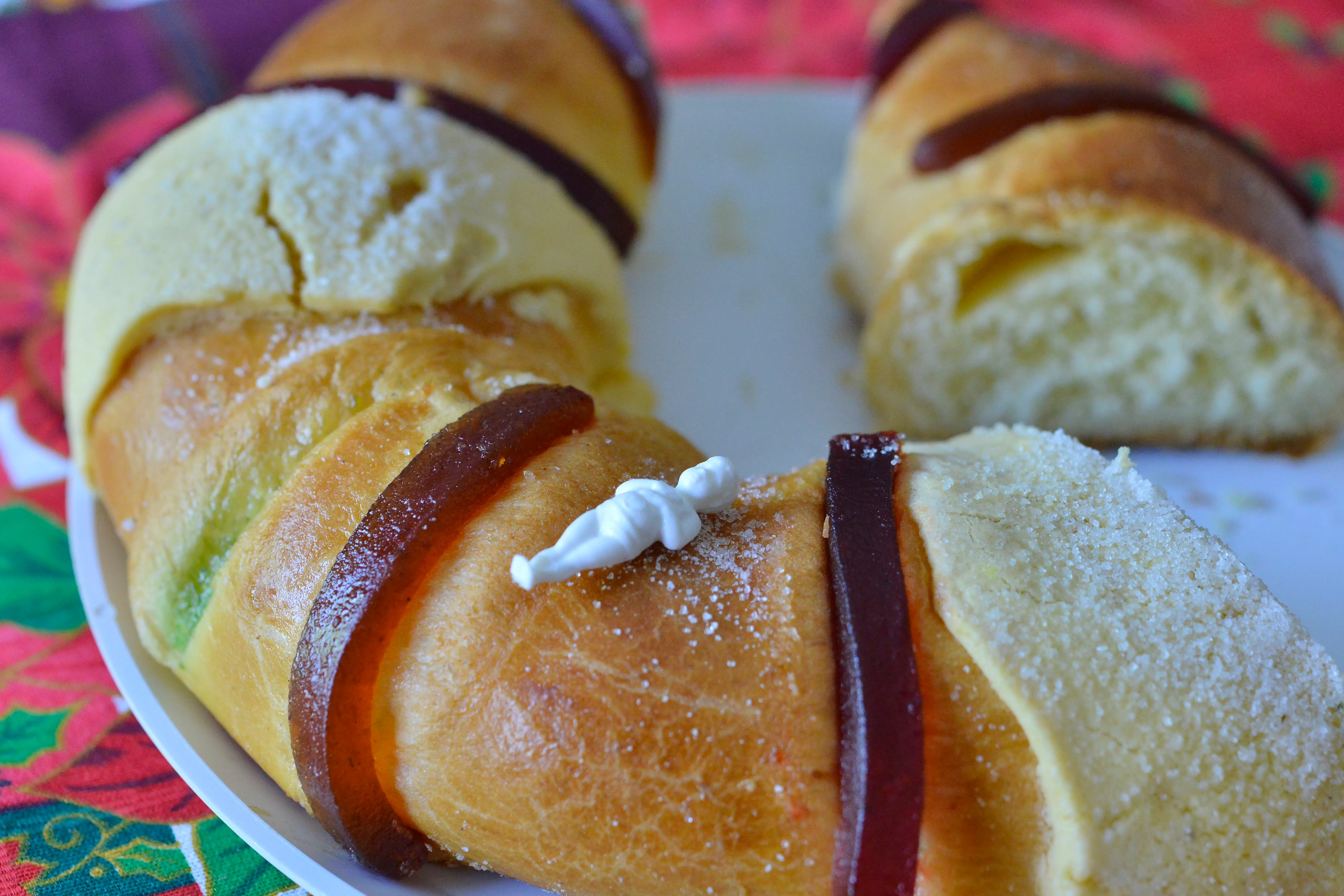 What is Rosca De Reyes? Costco demand reportedly soars for sweet bread ...