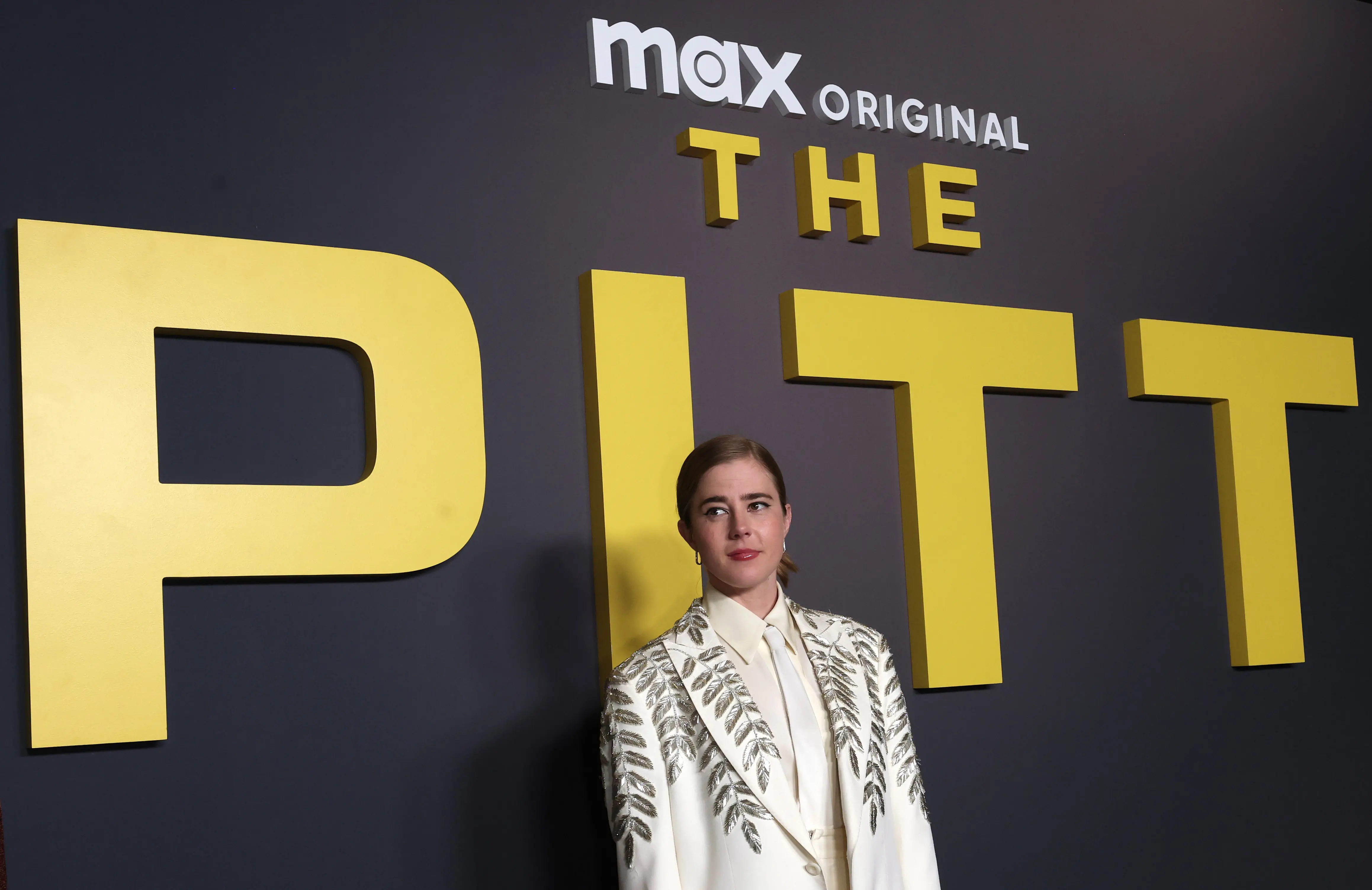 Is there romance between Dr. Mel and Dr. Langdon on The Pitt? Taylor ...