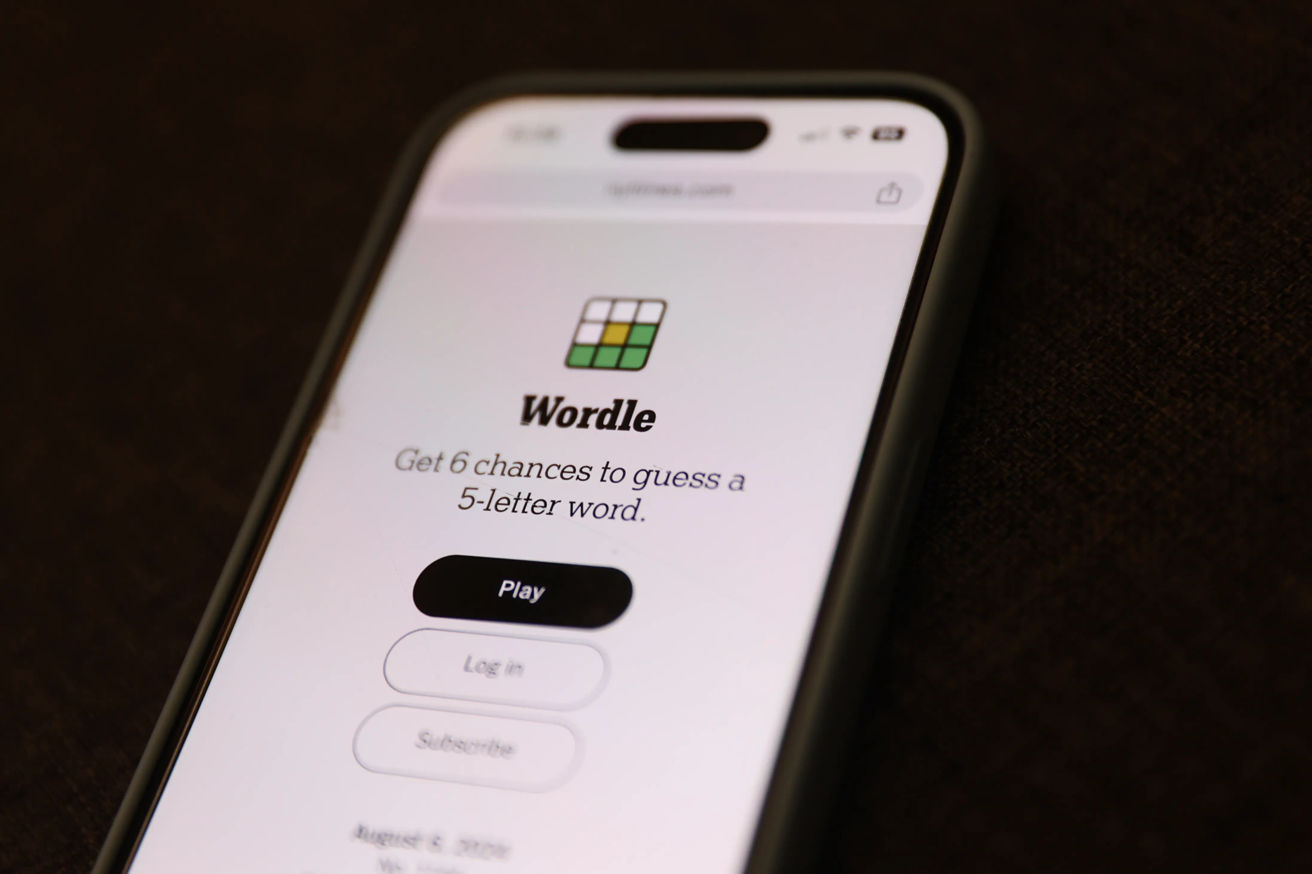 Stuck on Wordle today? January 12, 2026 hints and answer made simple ...