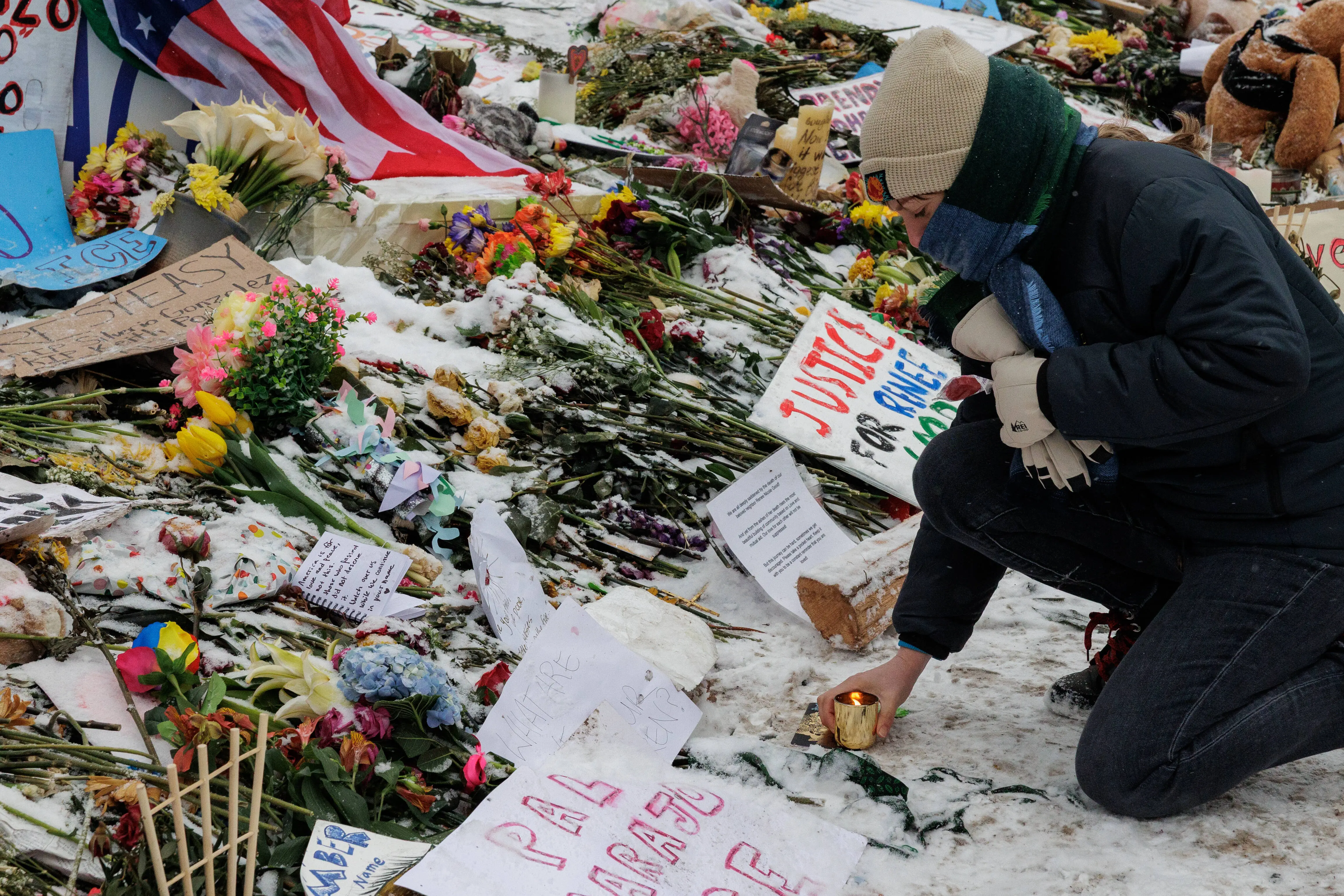 Who is David Easterwood? Activists protest Minnesota pastor accused of ...