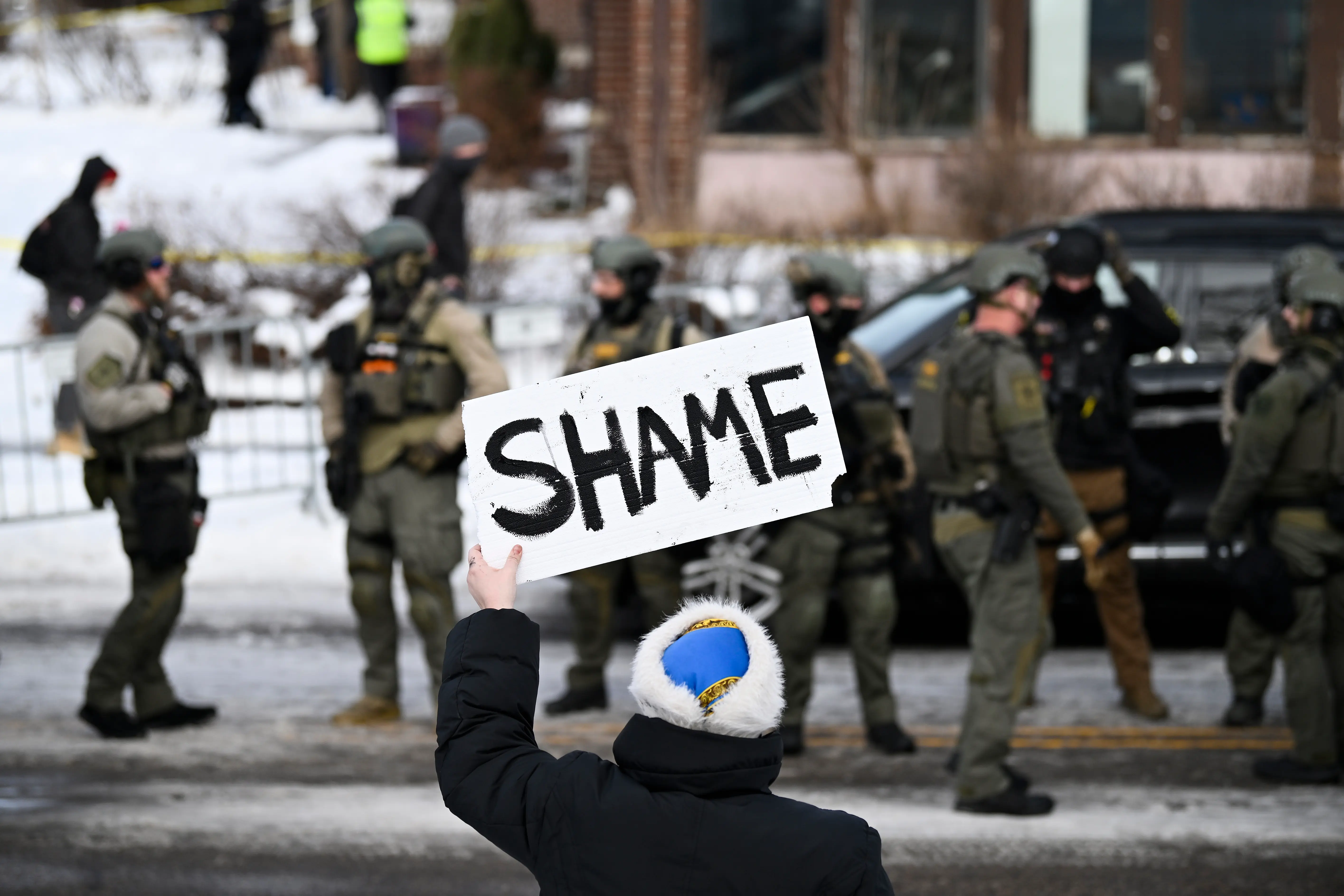 Was Don Lemon stripped of his press credentials? Viral claim amid anti ...