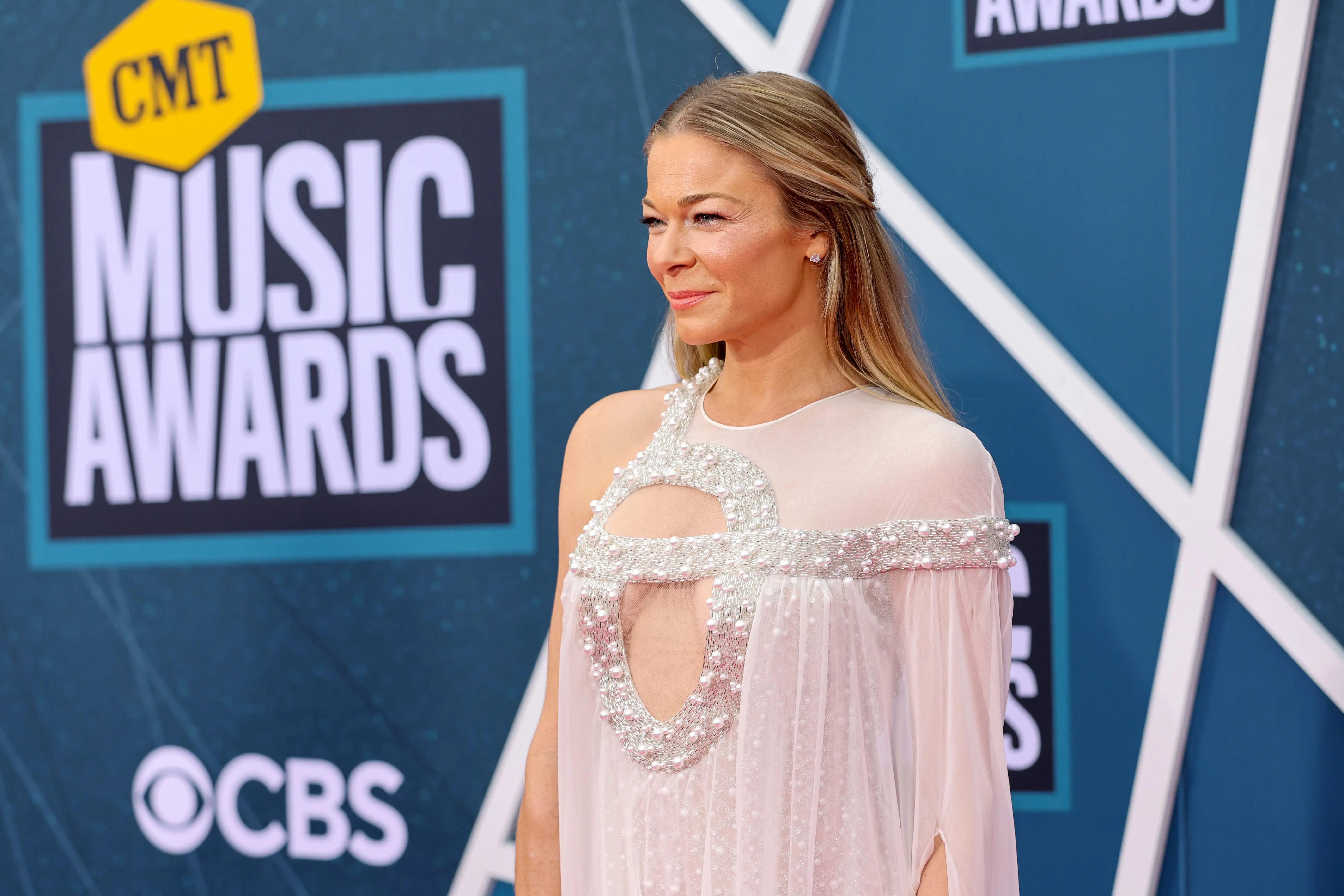 9-1-1: Nashville Season 1: What happened to LeAnn Rimes' Dixie Bennings ...