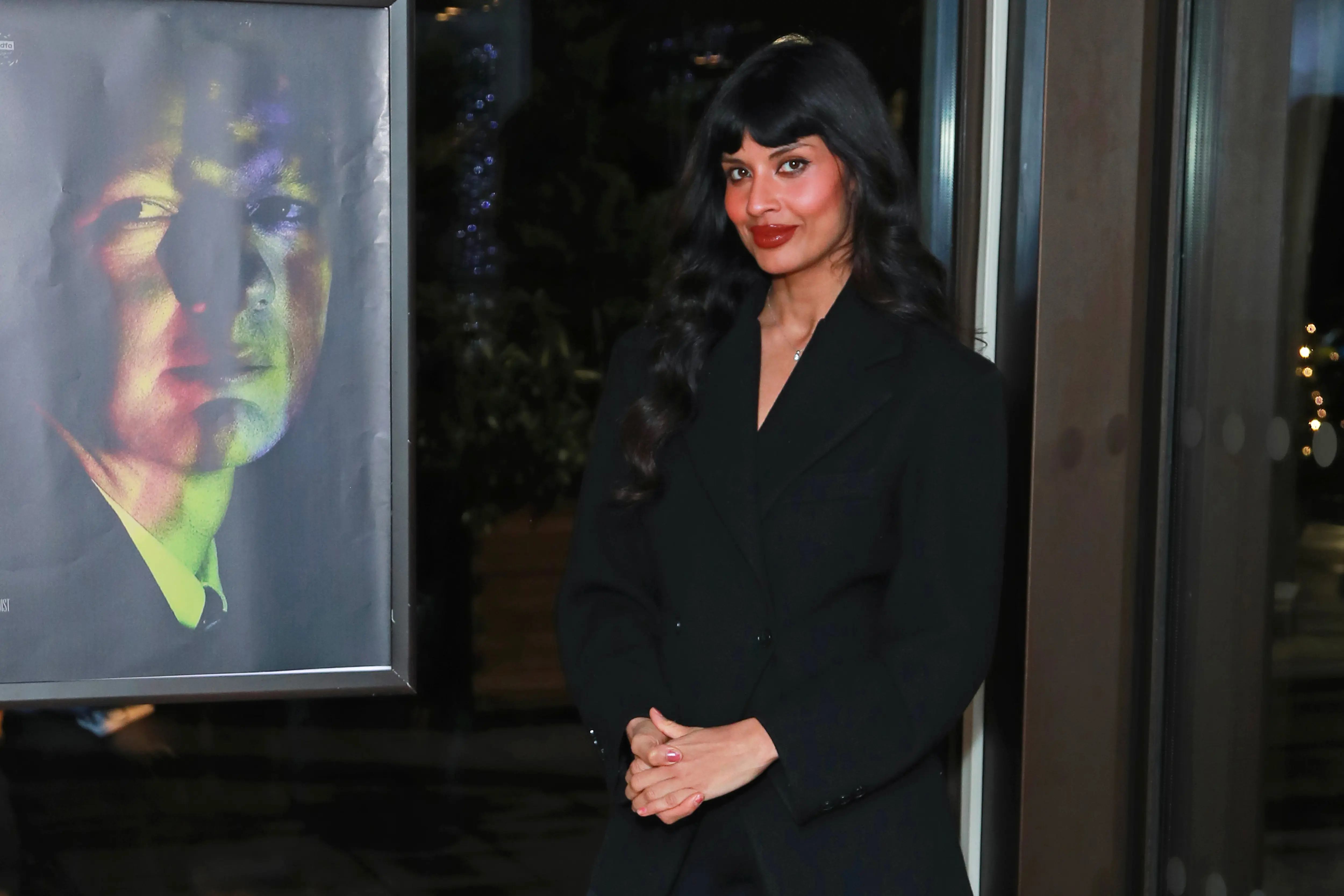 What is Jameela Jamil clarifying in her latest statement? Star ...