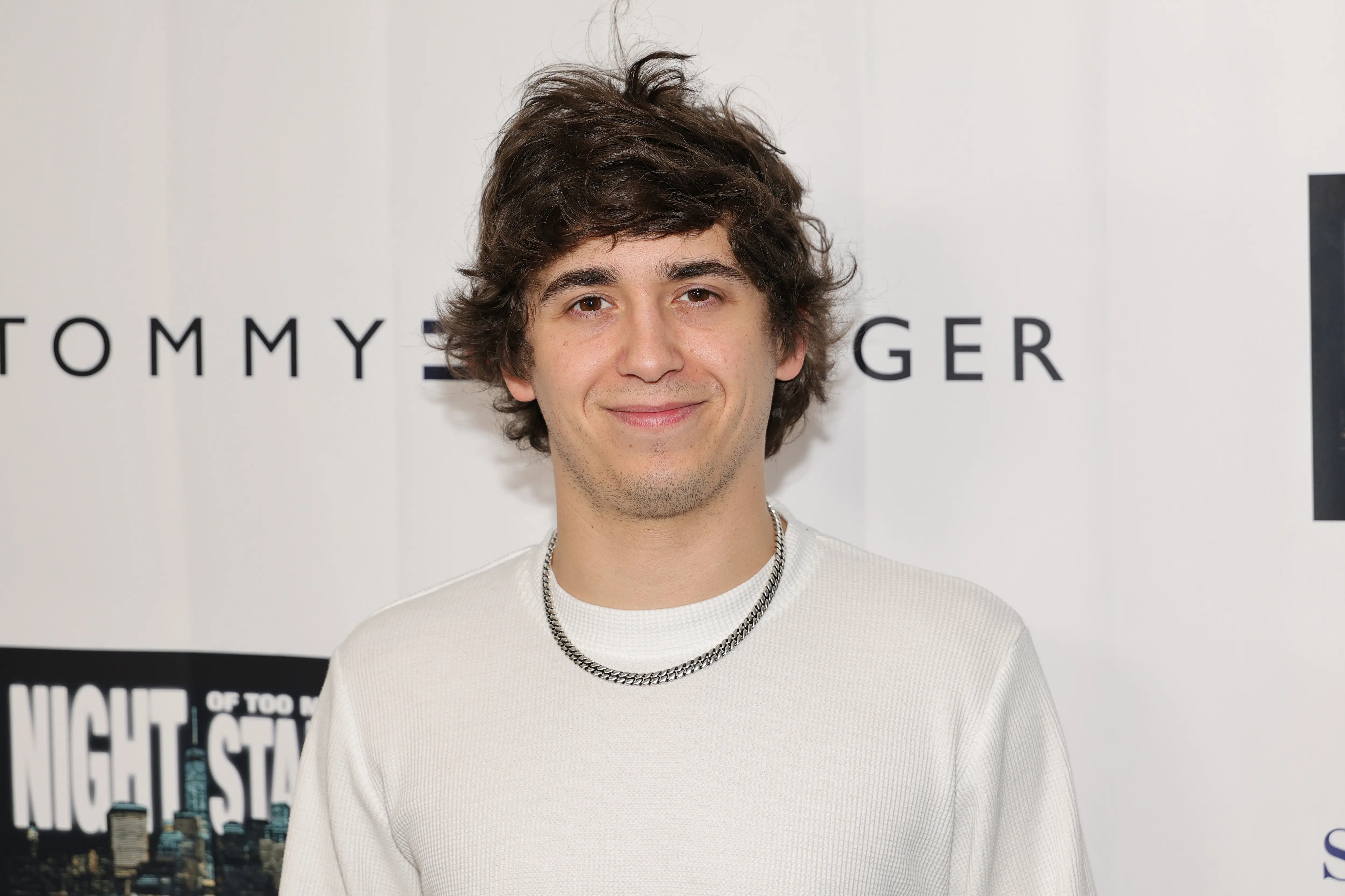 Why are Marcello Hernández and Sabrina Carpenter being linked? SNL star ...