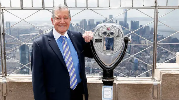 Legendary Univision 41 news anchor Rafael Pineda dies at 88 - PRIMETIMER