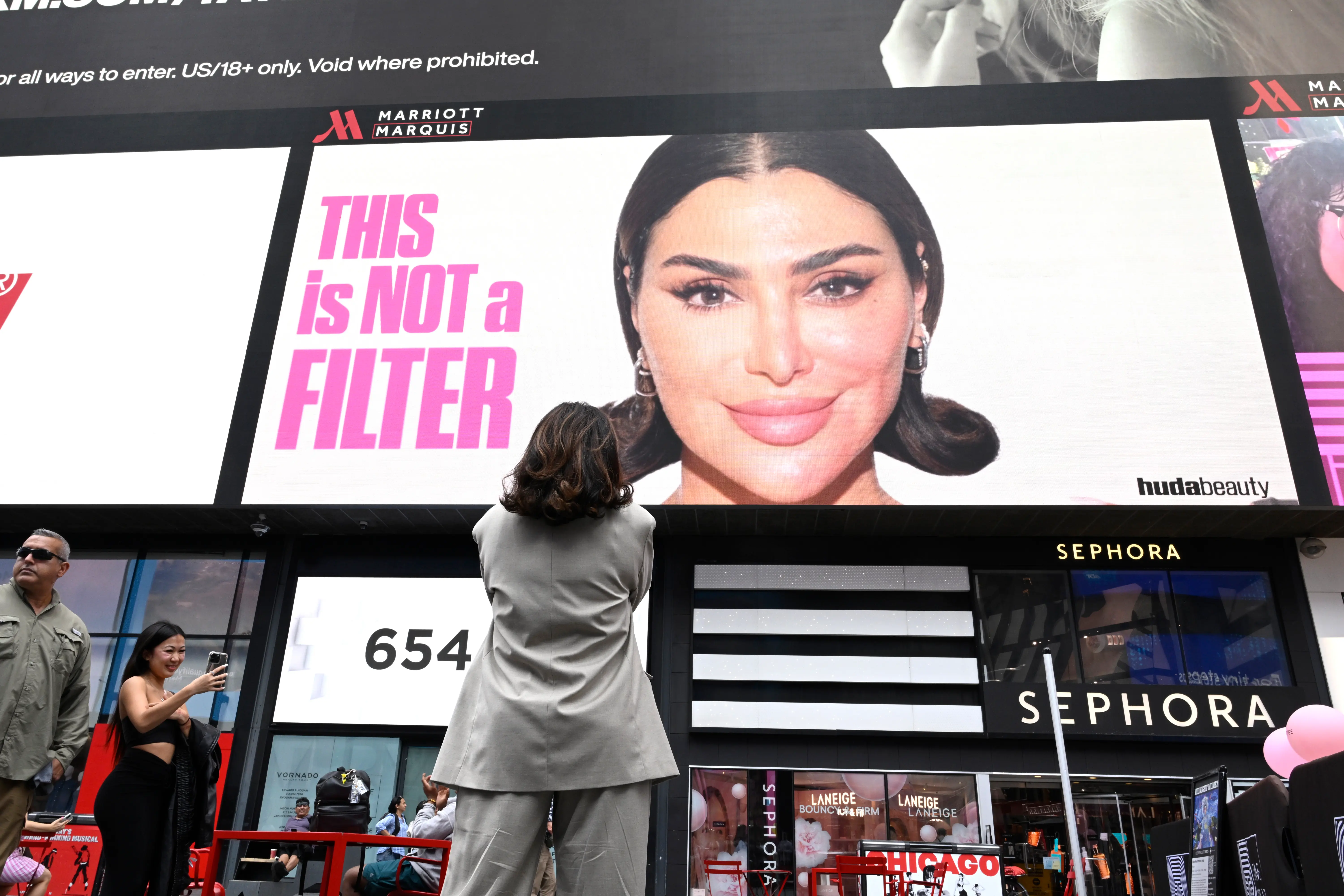 Why is everyone boycotting Huda Beauty? Pro-regime Iran controversy ...