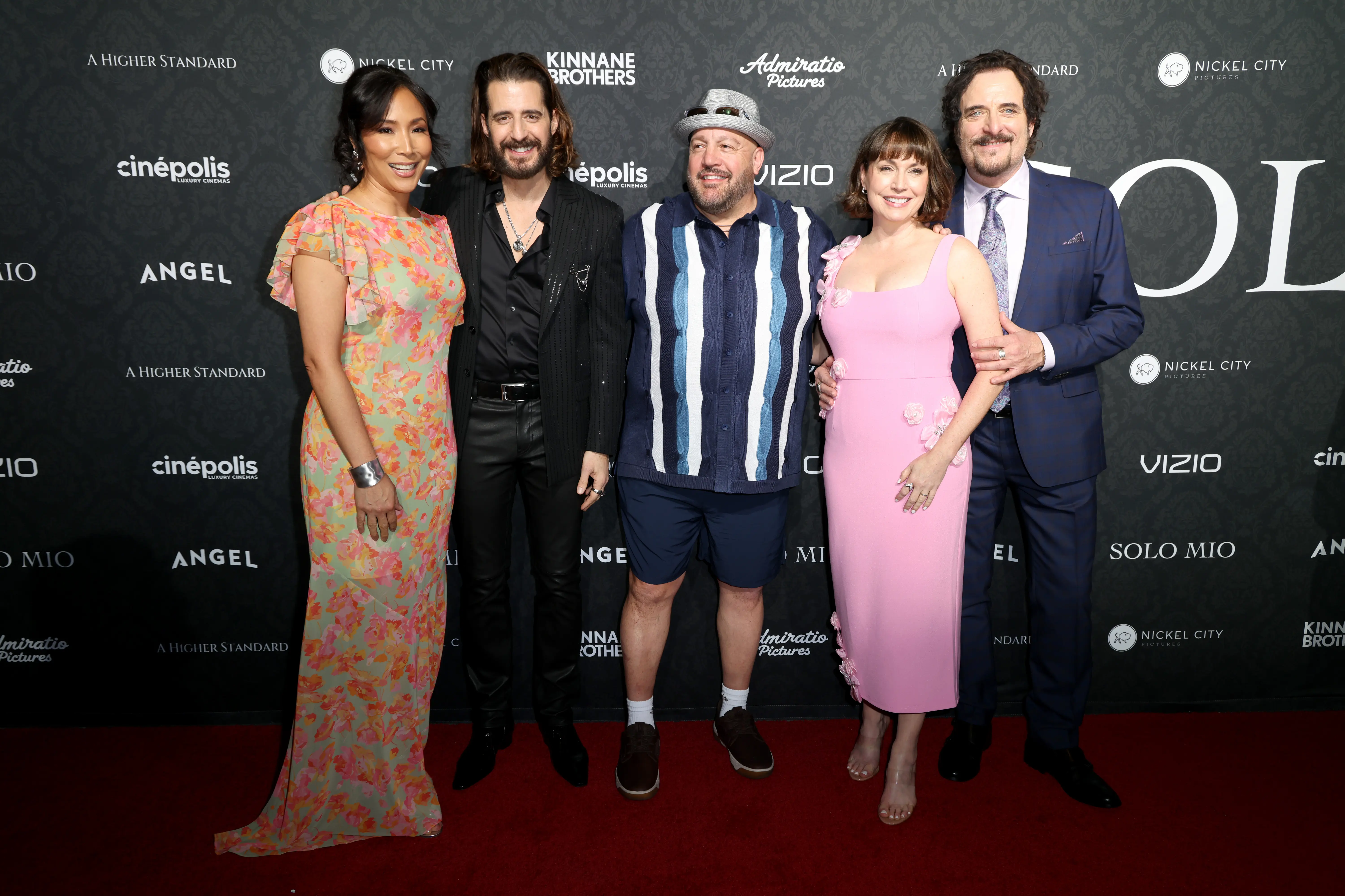 Solo Mio cast: Every character featured in the romantic comedy and the ...