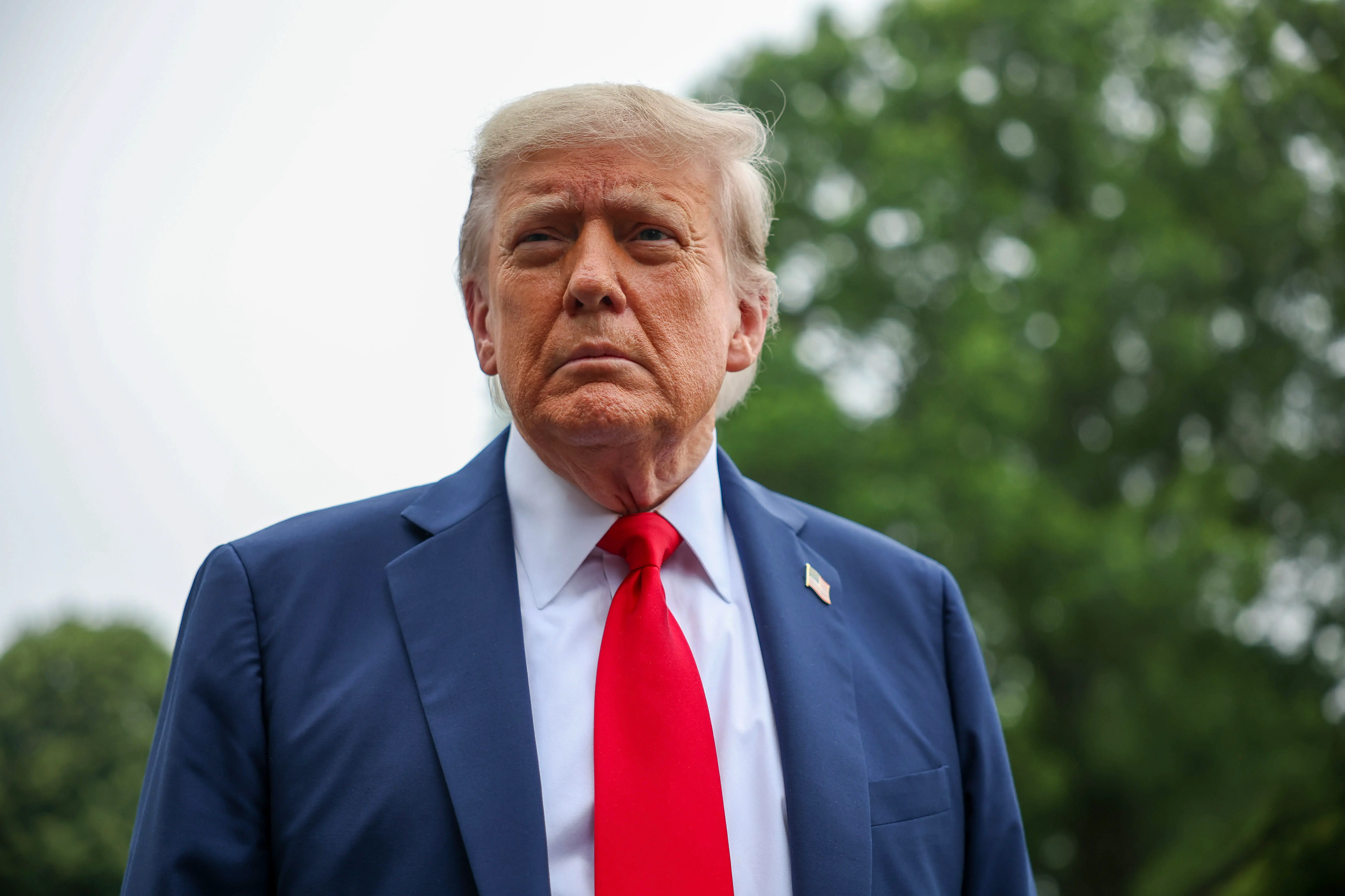 "Nobody understands a word this guy is saying": Donald Trump berates ...