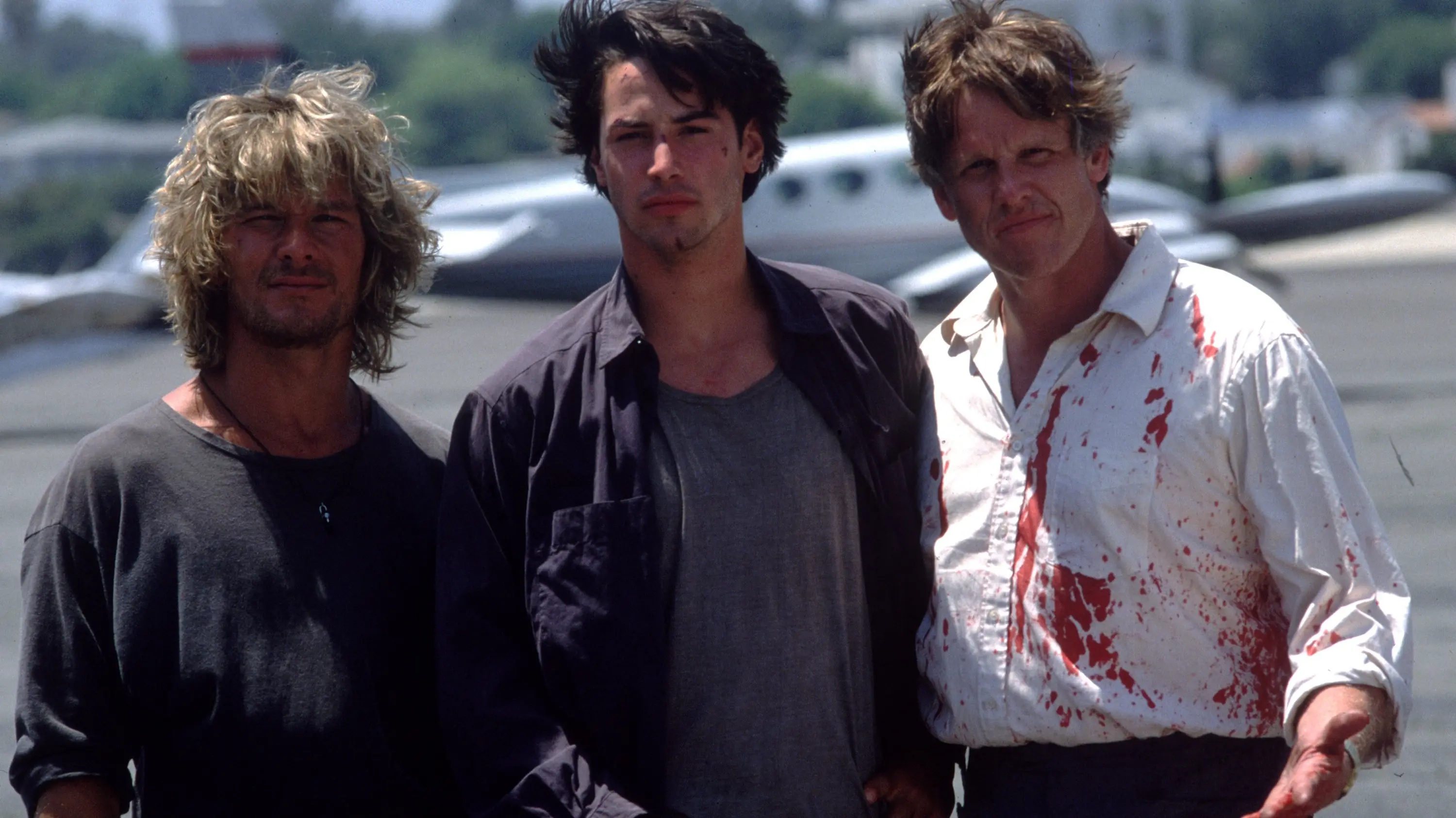 Point Break ending explained: Why does Johnny Utah let Bodhi ride the ...