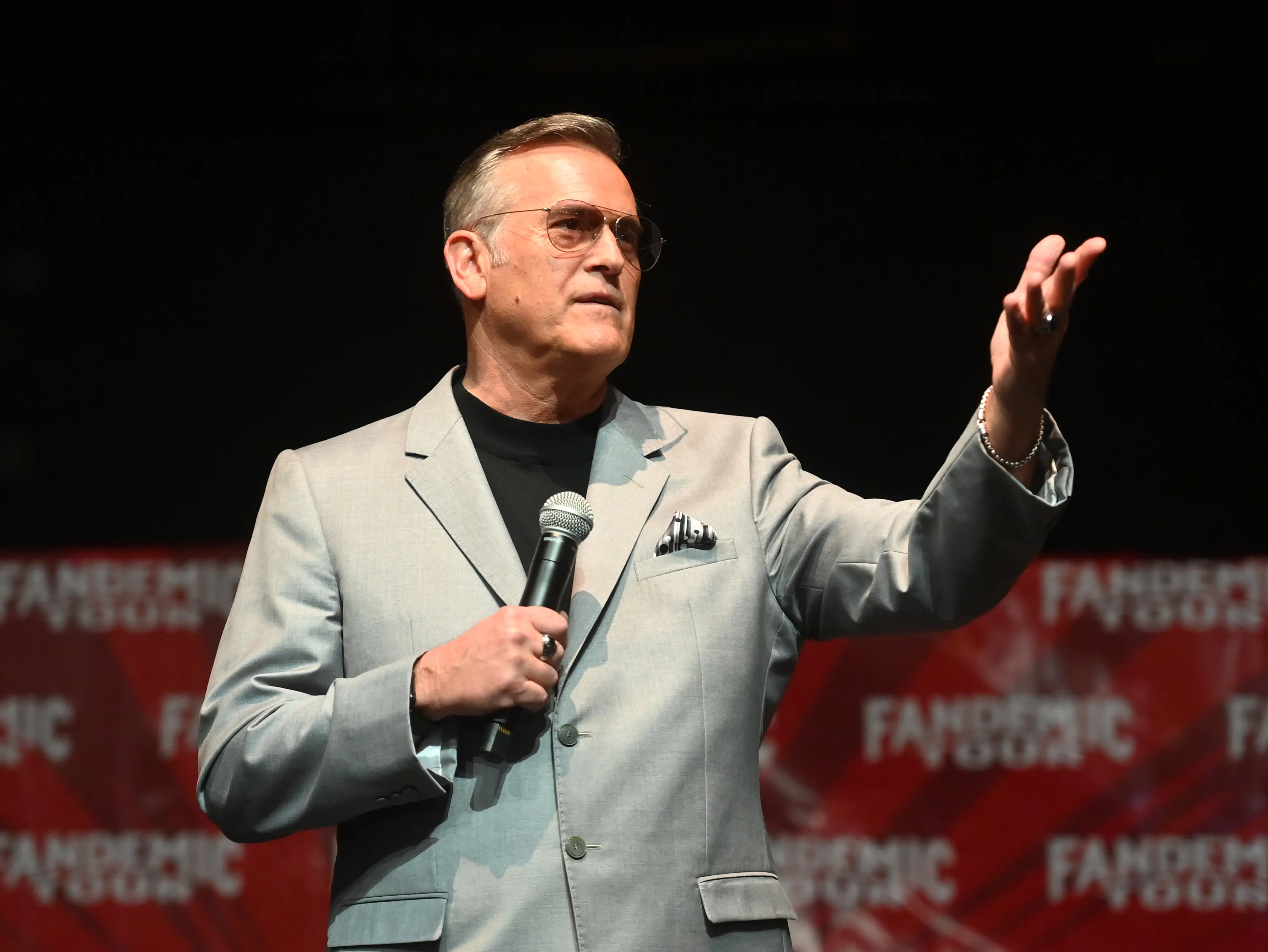 “They get sick , they get cancer, they croak”: Evil Dead star Bruce ...