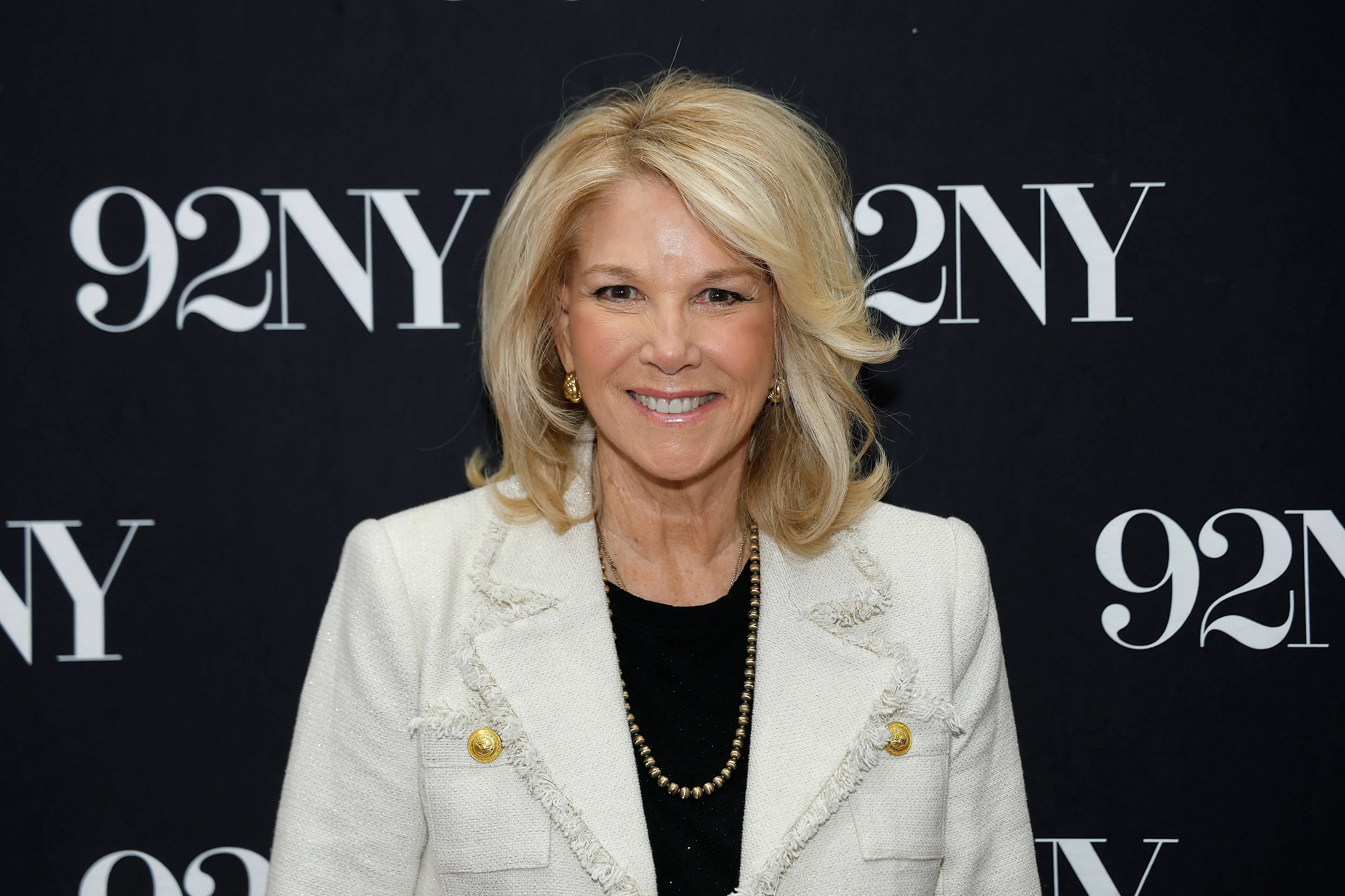What does Joan Lunden allege in her new memoir? TV veteran describes ...