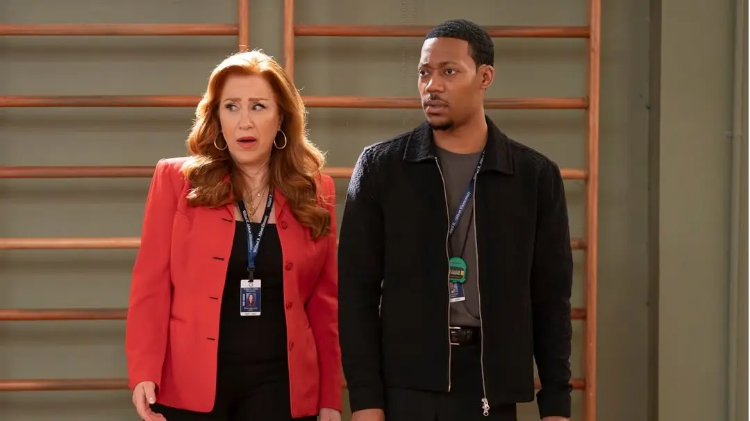 ABC officially hands out a season 6 renewal to Abbott Elementary ...