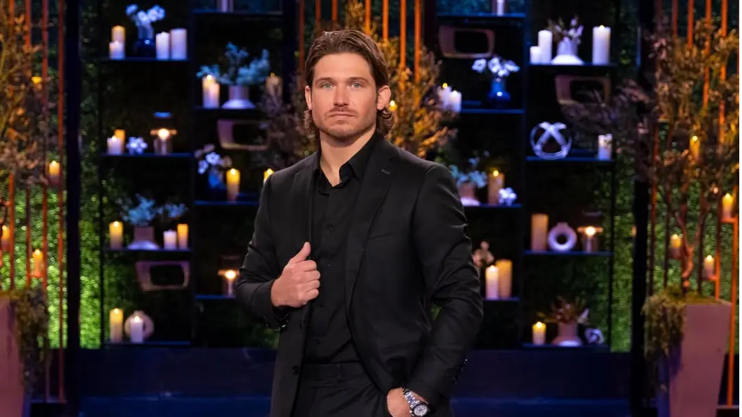 Fans roast Chris’s reunion look in Love Is Blind season 10 cast photos ...