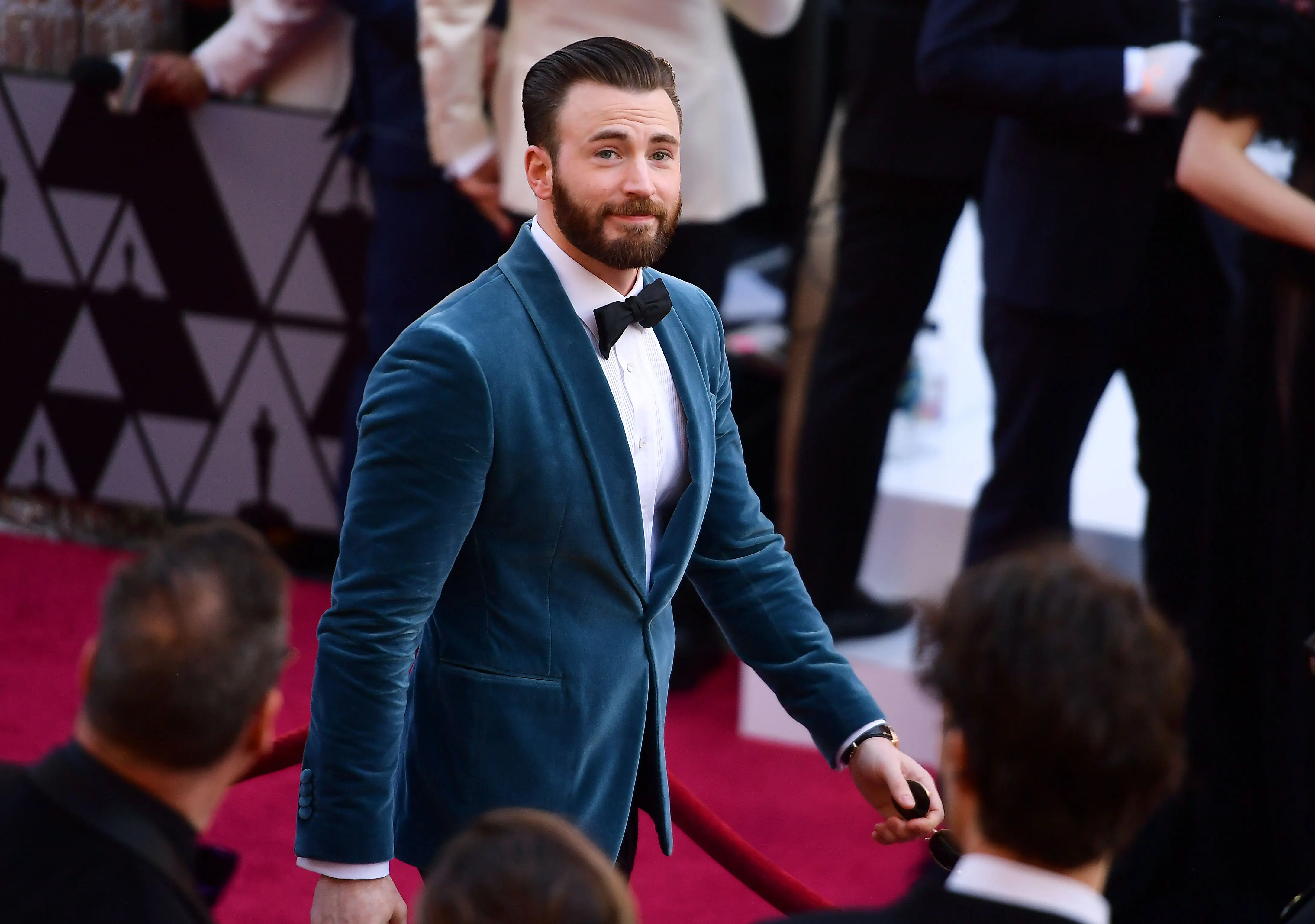 Chris Evans appears at the 2026 Oscars amid ongoing cheating rumors ...