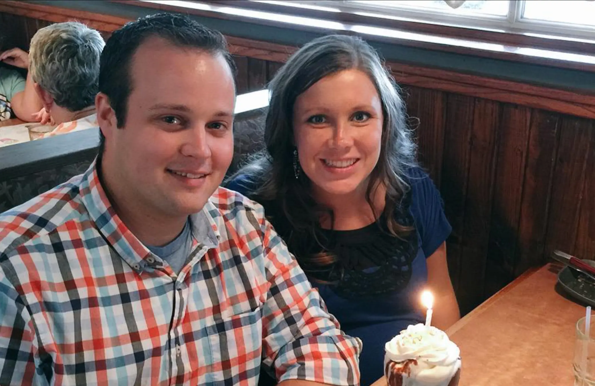 Why was Josh Duggar arrested? Inside Duggar family criminal history ...