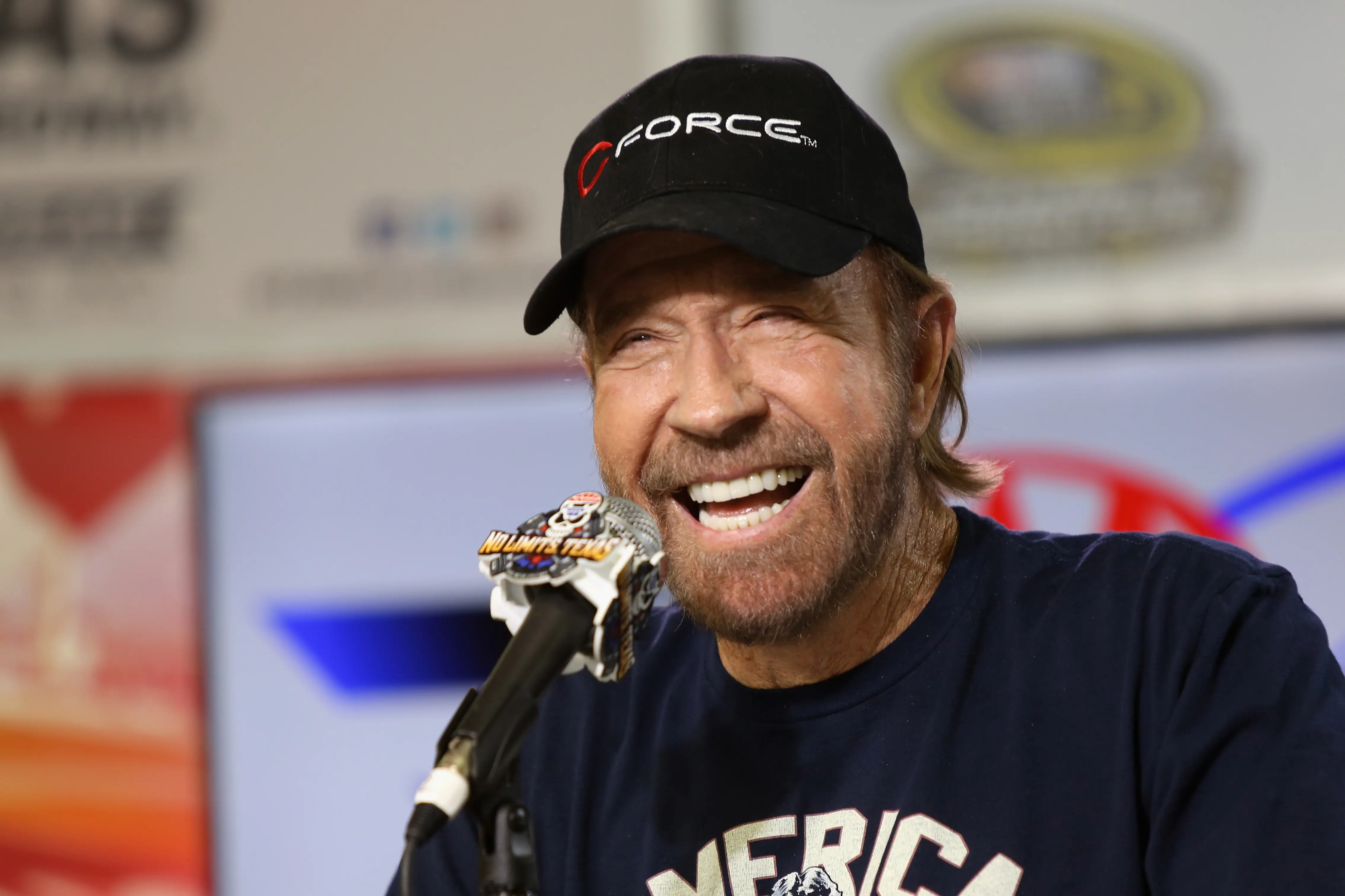 Chuck Norris lands in hospital in Hawaii after unexpected health scare ...