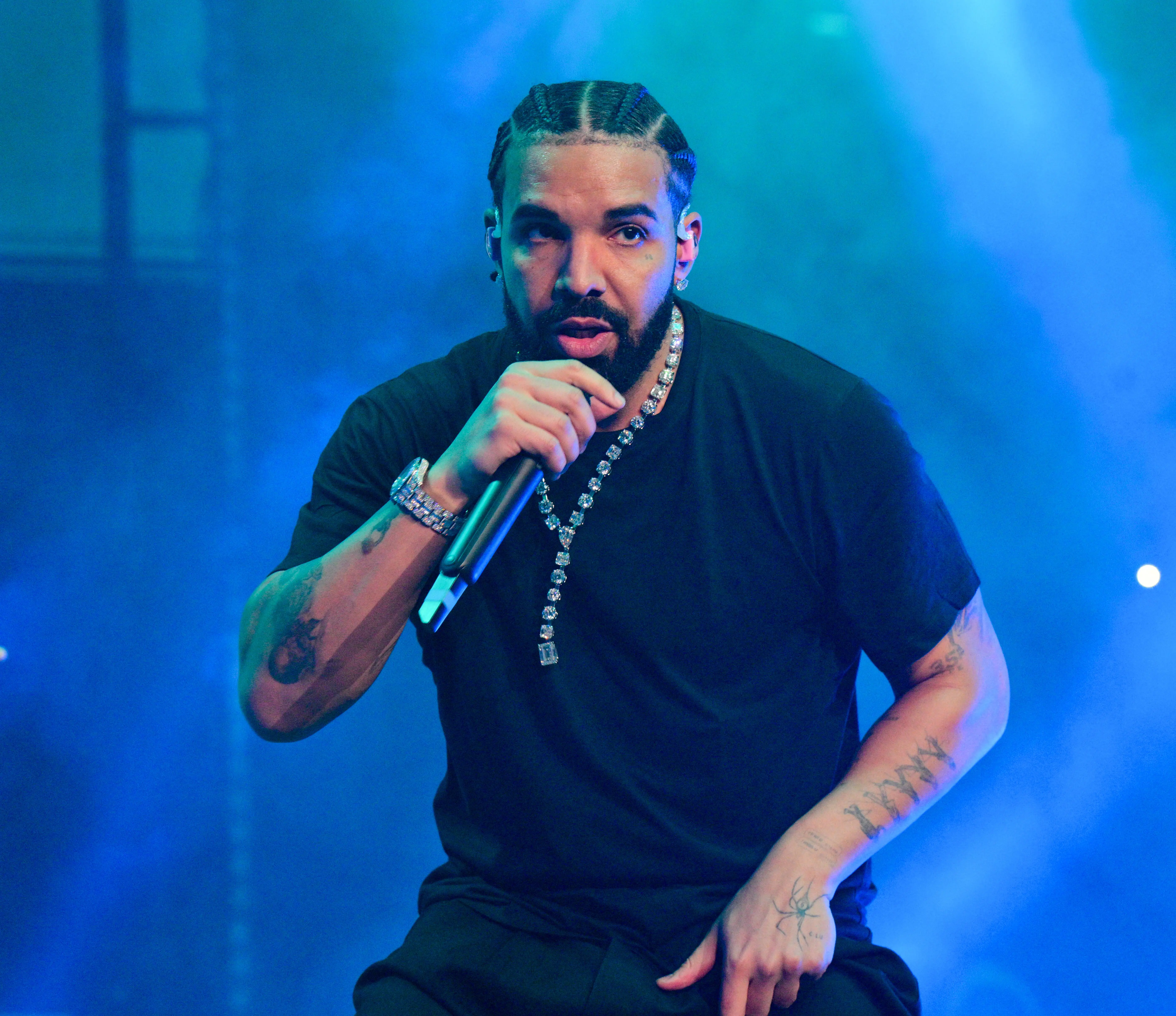 Why did Jay-Z choose Kendrick Lamar for the Super Bowl amid Drake ...