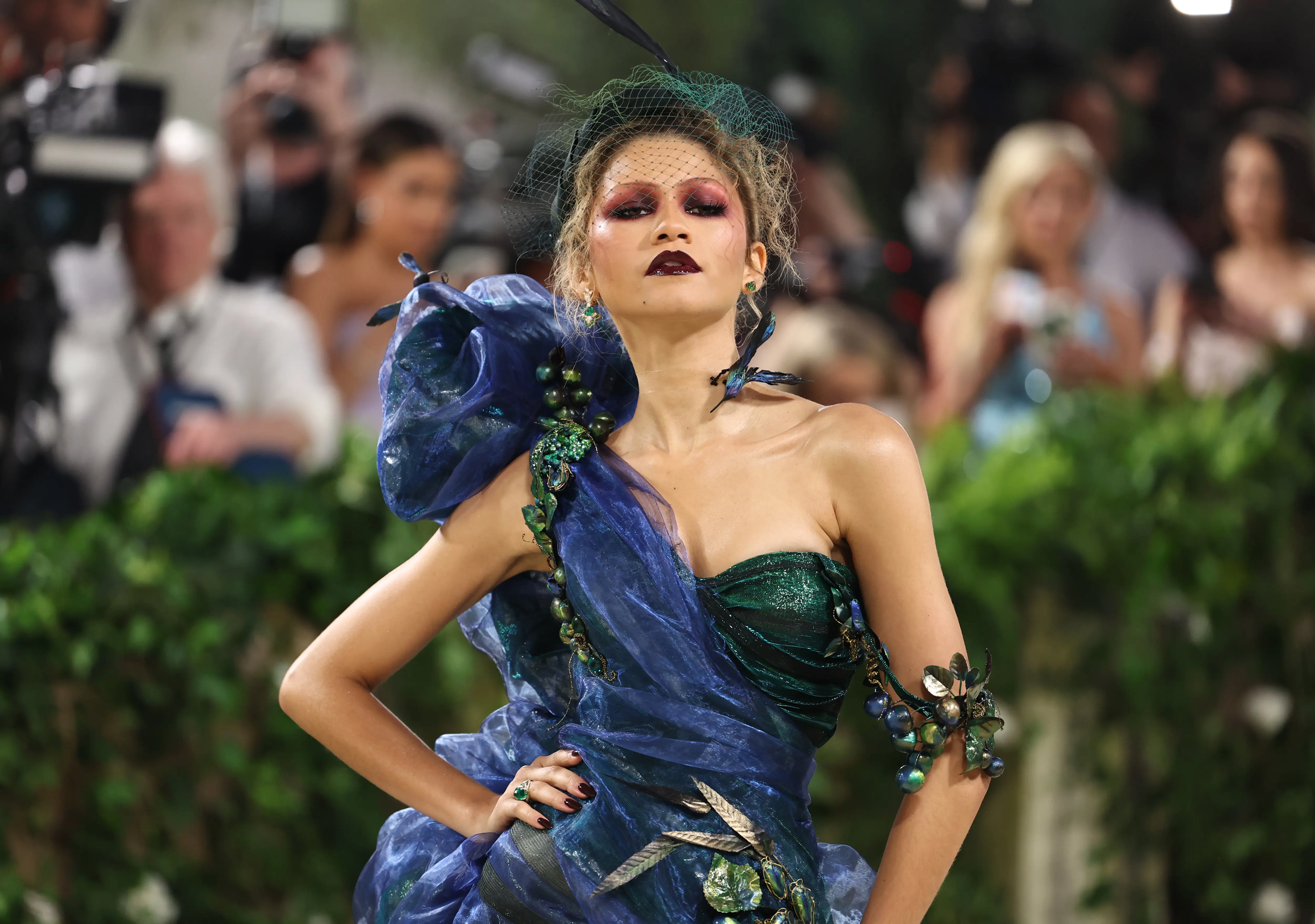 Zendaya radiates in a backless satin gown at the Euphoria Season 3 ...