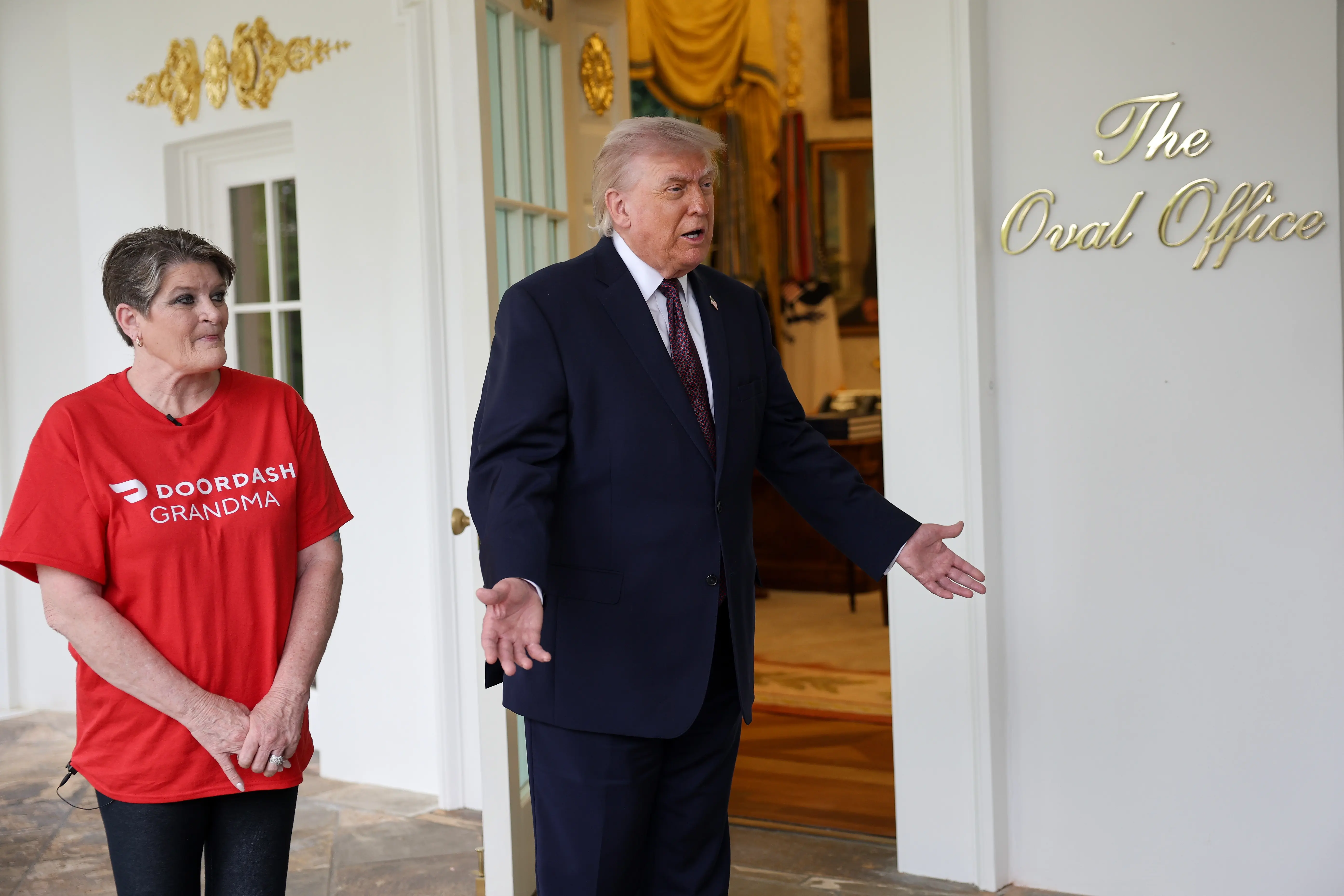 Who is Sharon Simmons? Trump’s “DoorDash Grandma” goes viral after ...