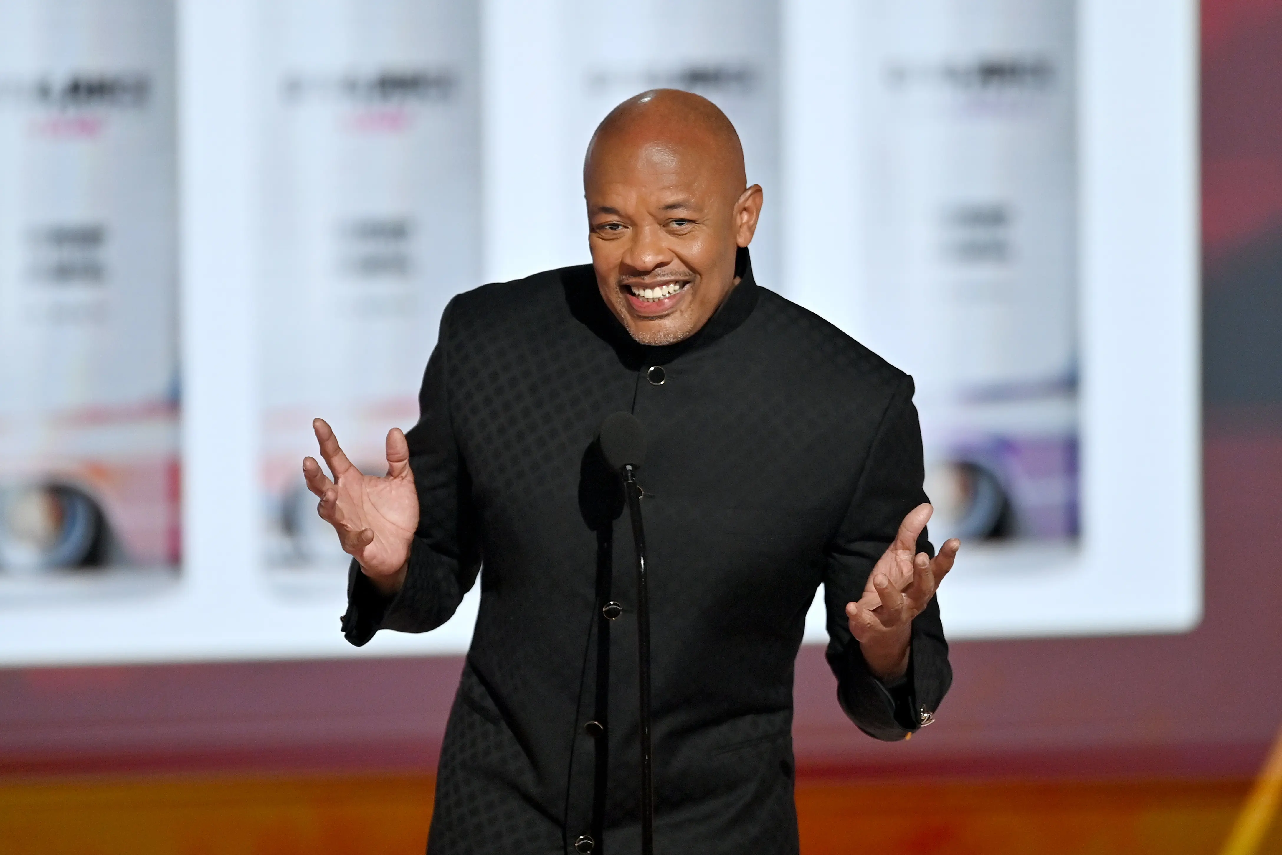 What is the age gap between Dr. Dre and Michelle Saniei? Difference ...