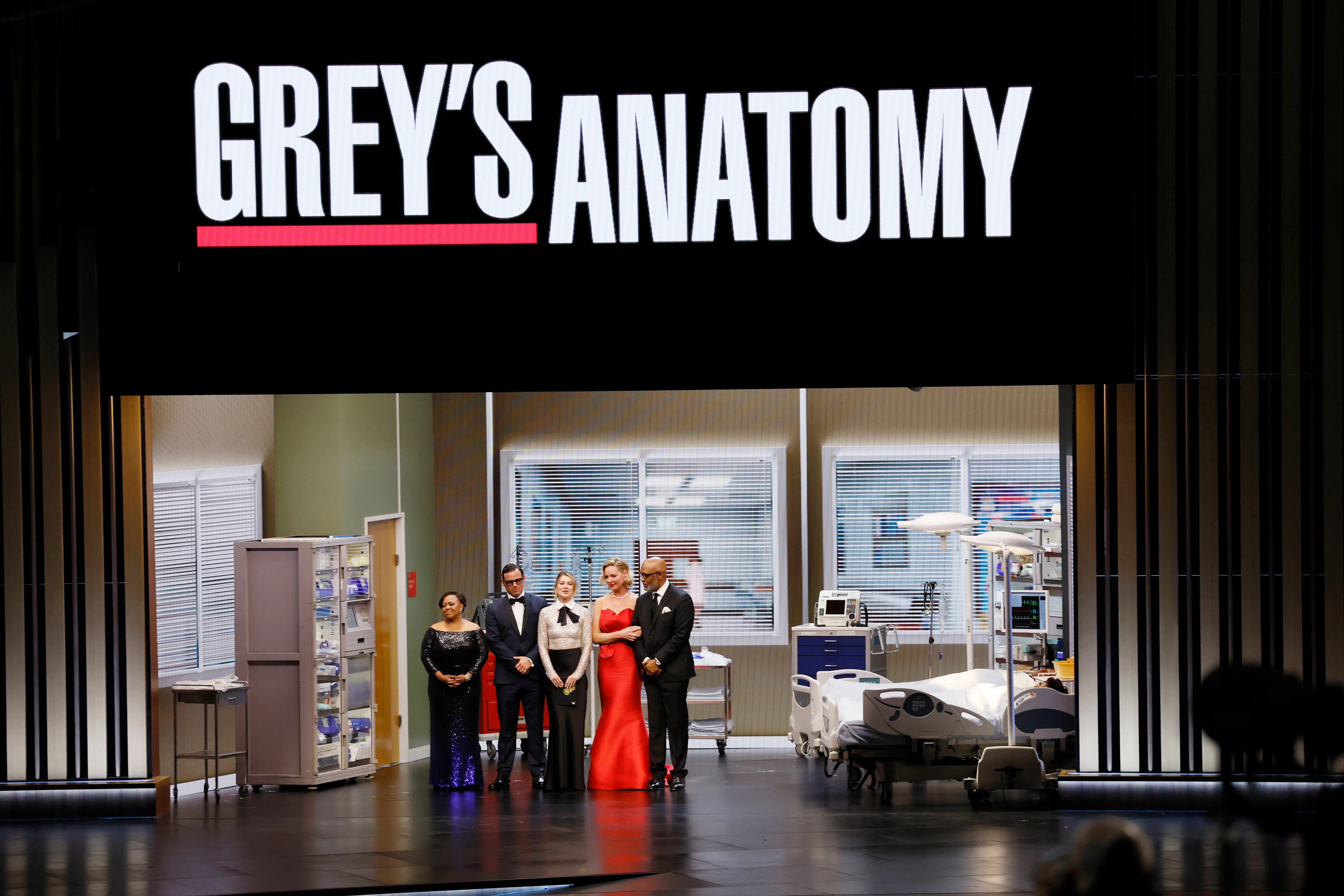 Fans speculate Owen & Nick’s fate after bridge collapse in Grey's ...