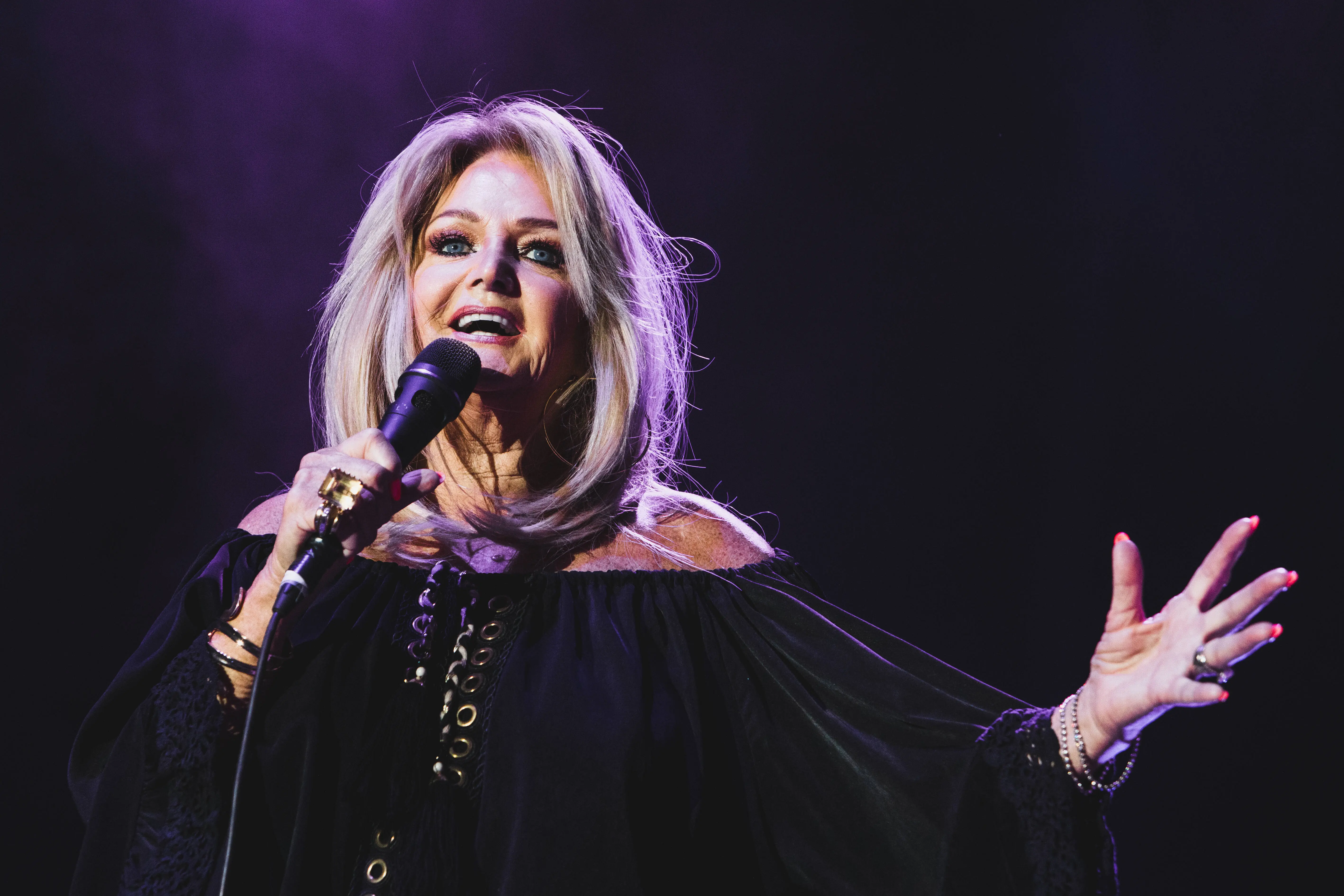 What happened to Bonnie Tyler? Health updates detailed as 'Total ...