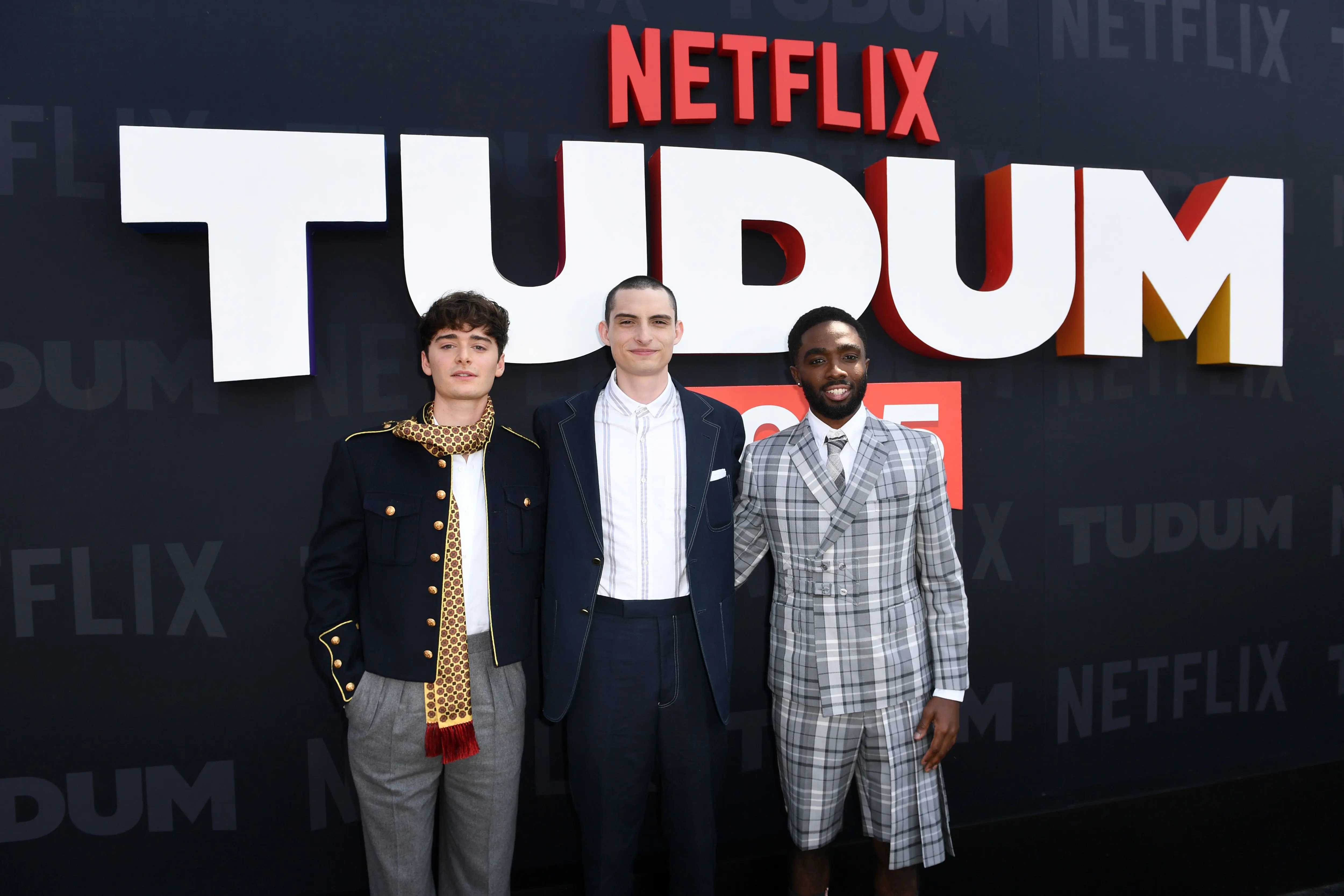 Are Finn Wolfhard and Noah Schnapp dating? Viral tweet claim debunked ...