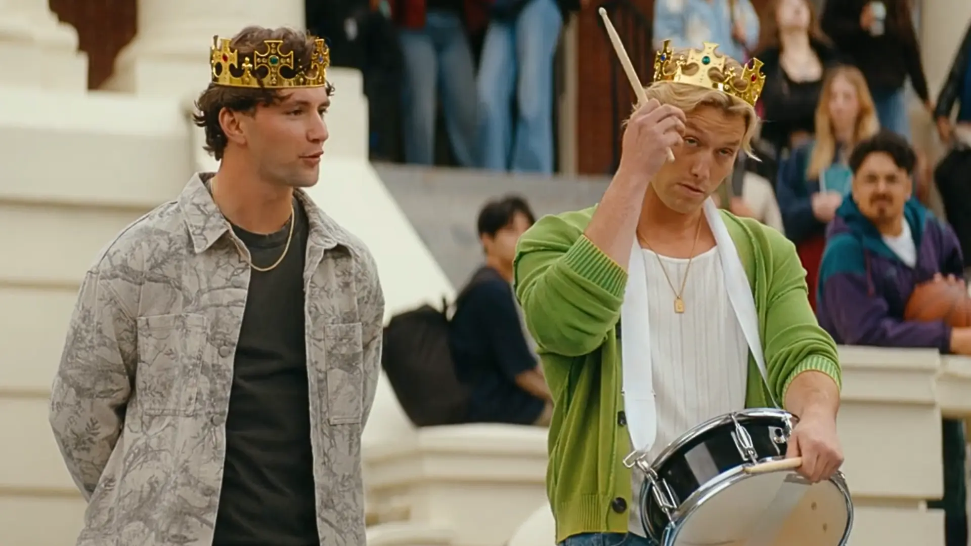 What happens to Beau Maxwell in Off Campus? His messy Season 1 arc ...