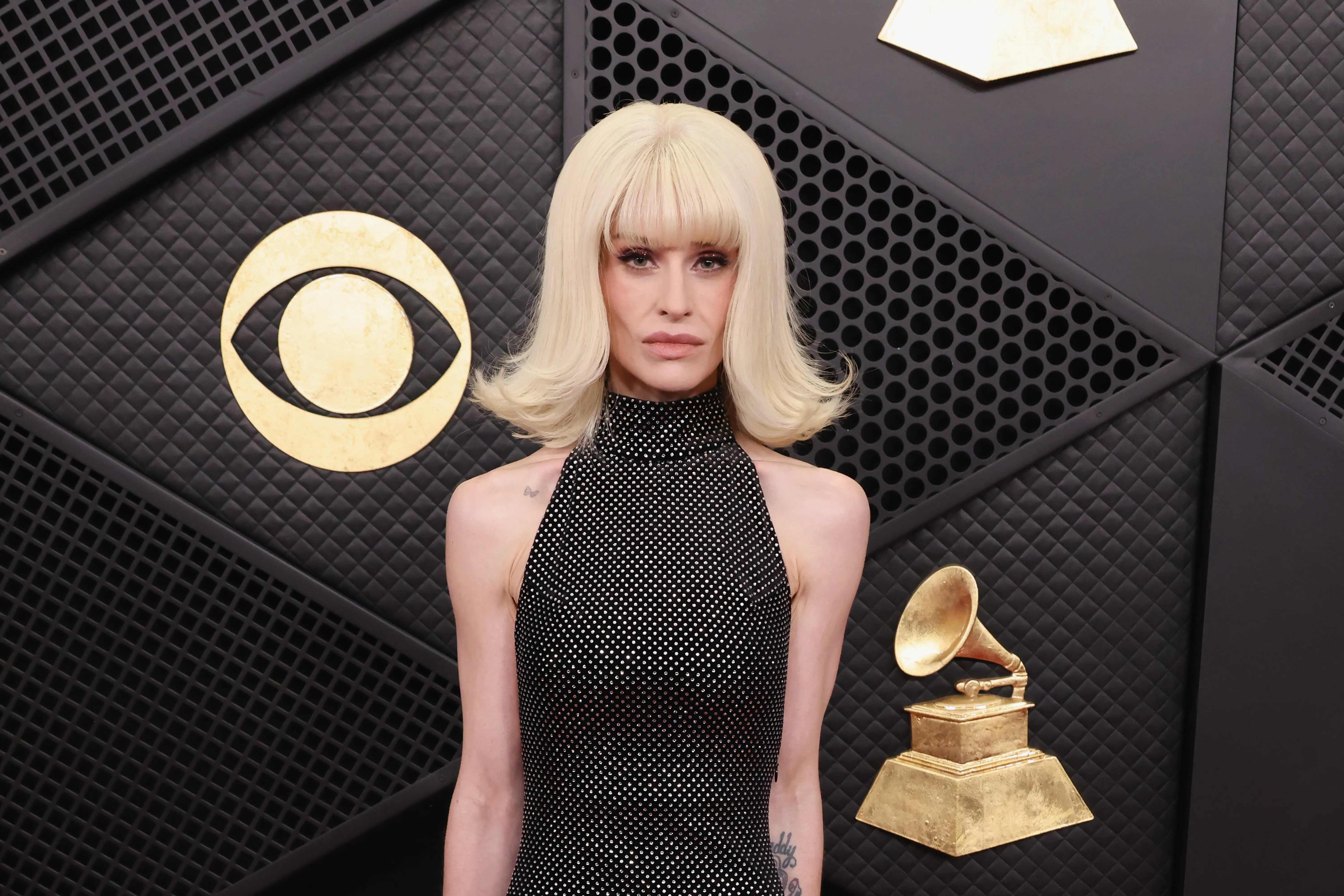 Is the Kelly Osbourne Louis Vuitton Resort 2027 picture real? Viral ...