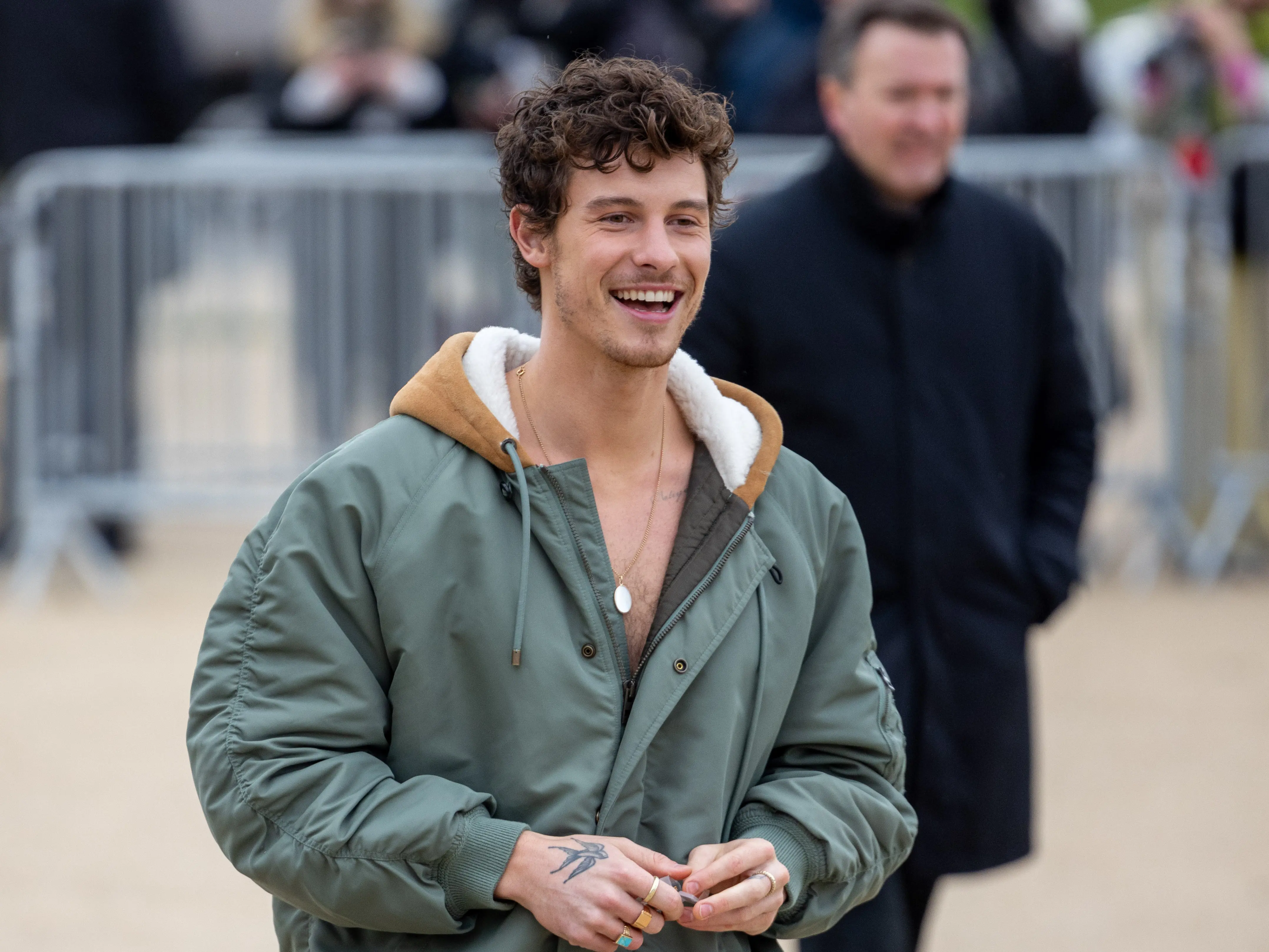 Are Shawn Mendes and Pedro Pascal dating? Viral tweet claim debunked ...