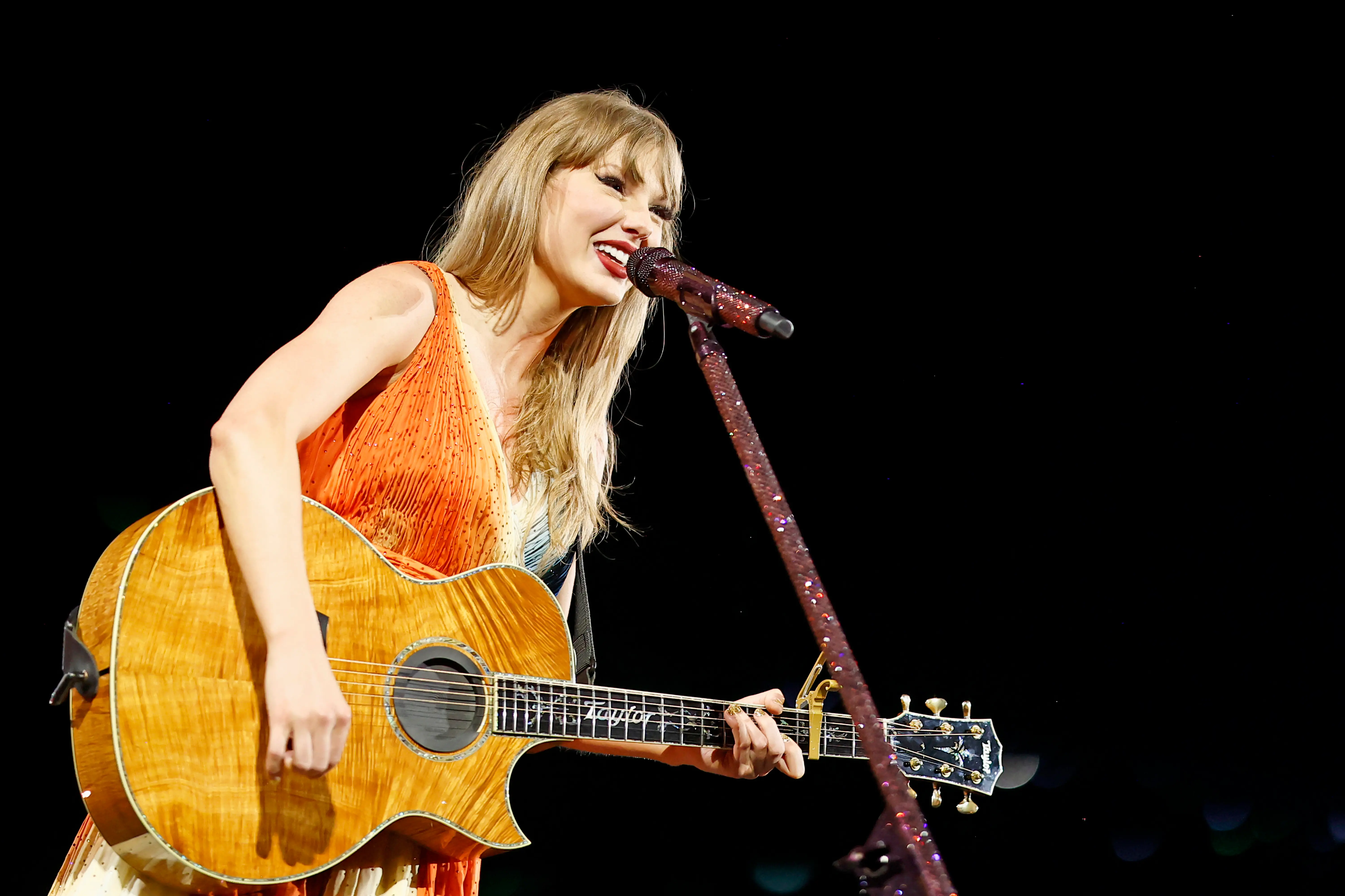 Did Taylor Swift win any AMAs 2026? Leading singers' nominations and ...