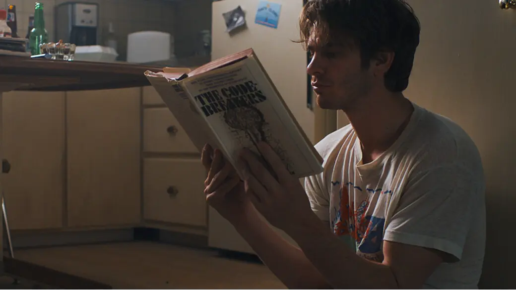 Under the Silver Lake ending explained: Why does Sarah choose the ...