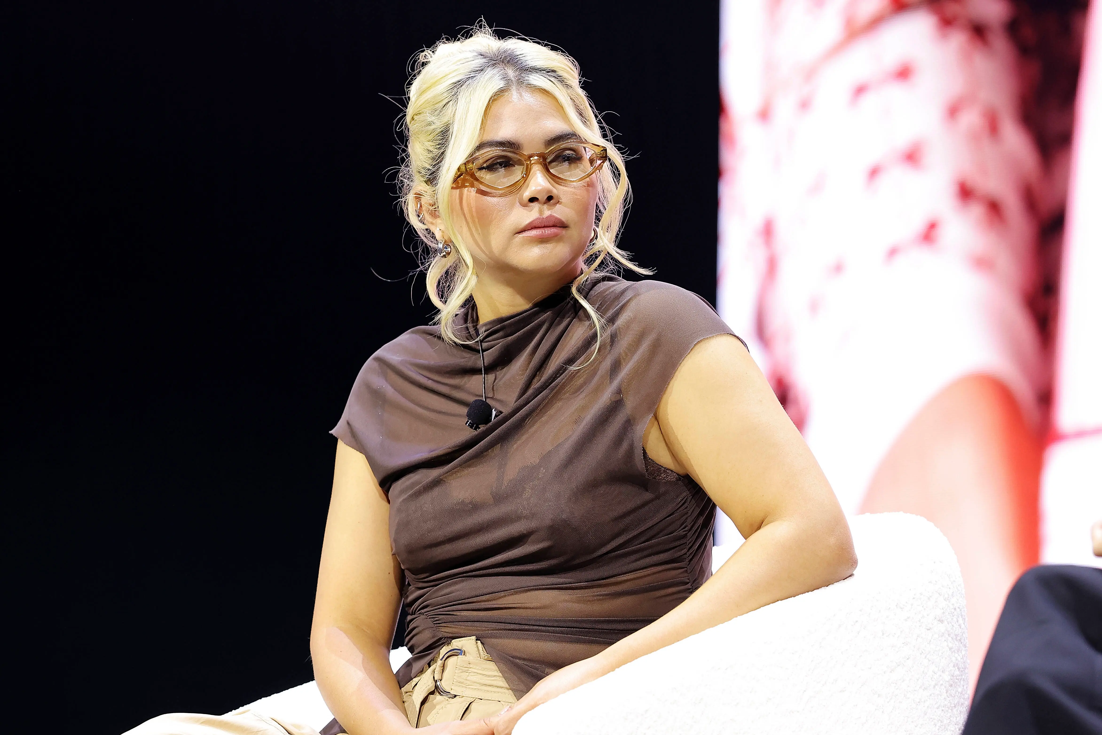 What is the controversy surrounding Hayley Kiyoko? Concerning tweets ...