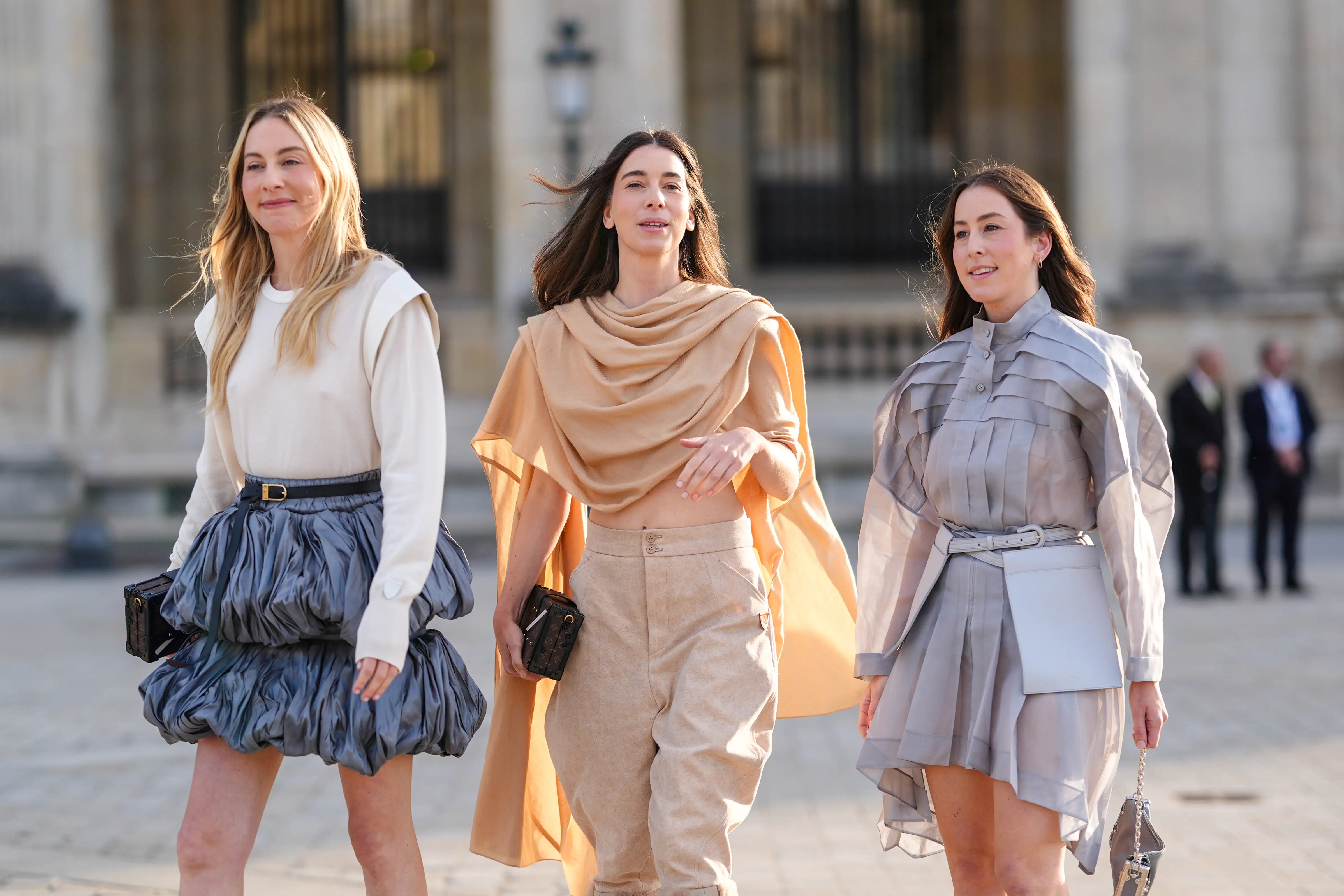 Who are the Haim sisters? Meet Taylor Swift's Celebrity Row companions ...