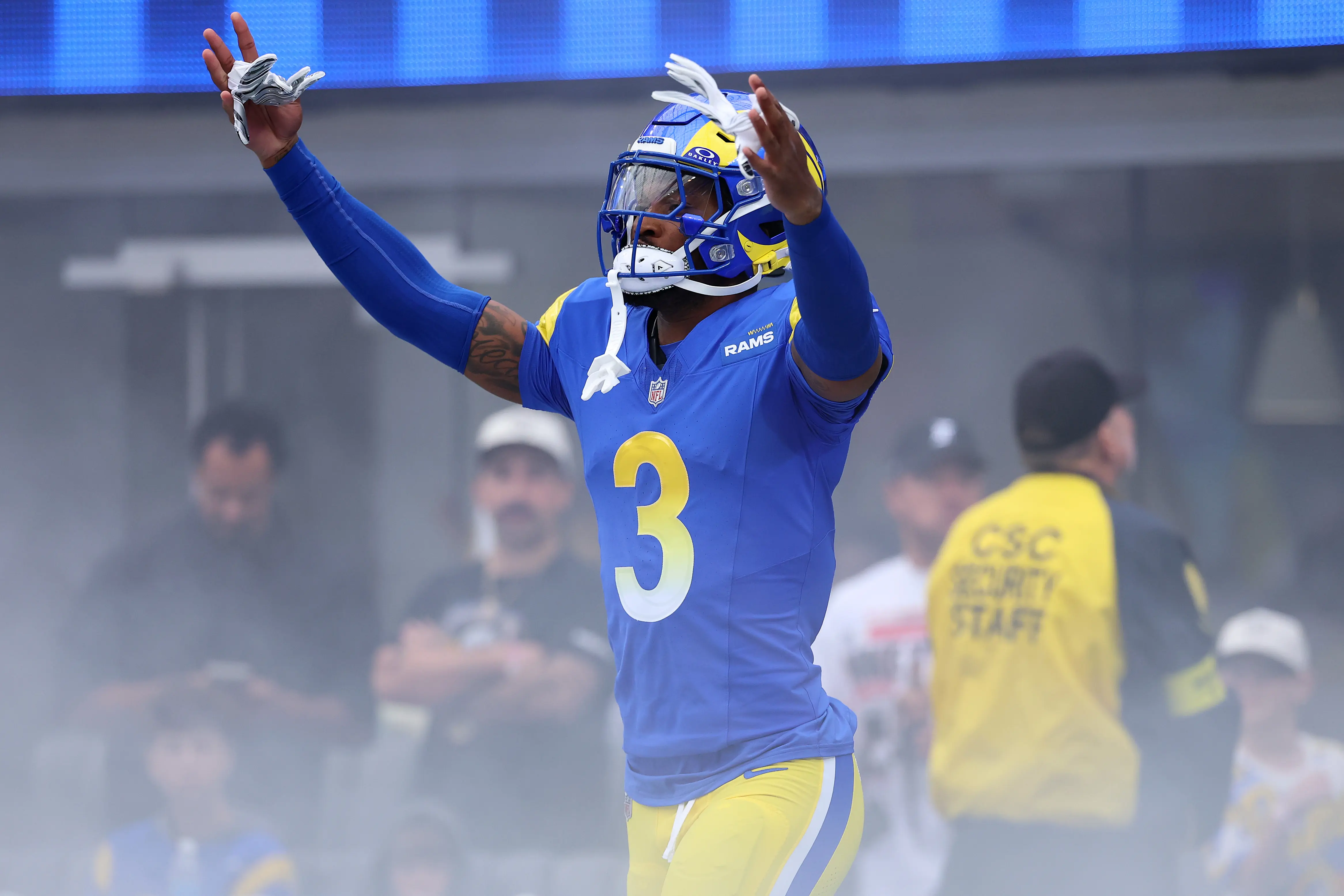 “He isn’t the owner”: Kam Curl trolled for claiming SoFi Stadium as his ...