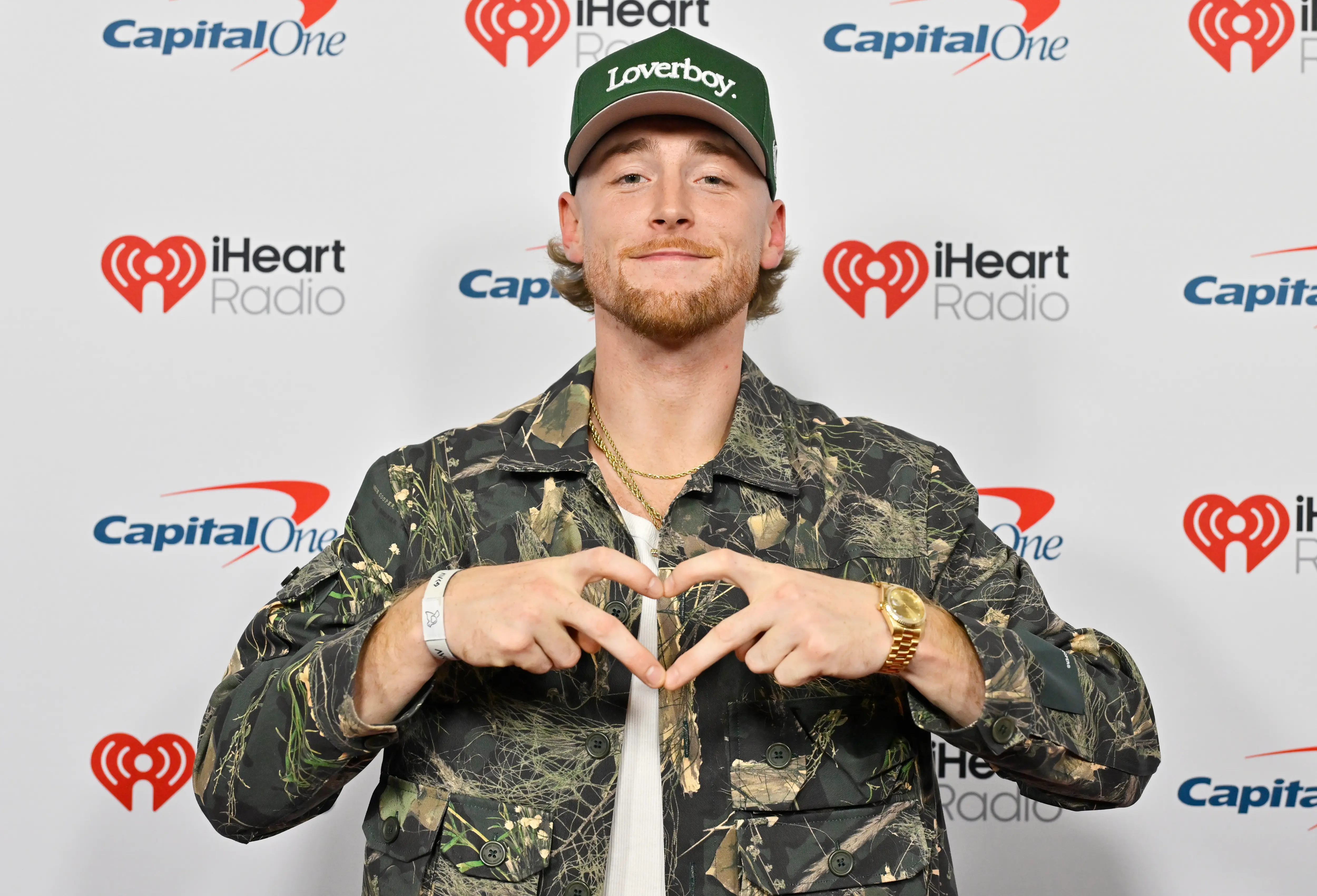 What charges is Bailey Zimmerman facing? Country star confronted with ...
