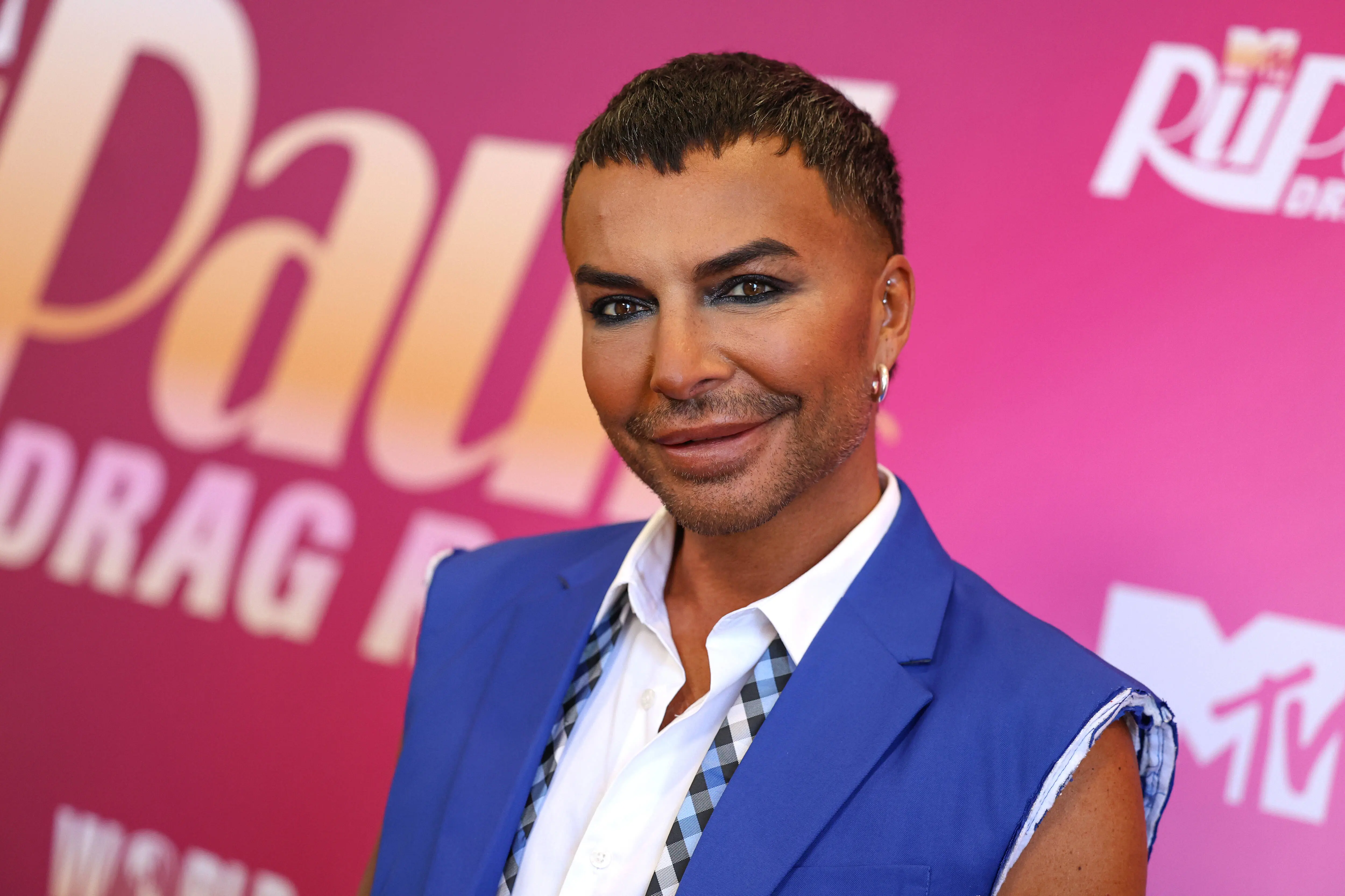 Raven returns to competing on Drag Race Down Under vs. the World season ...