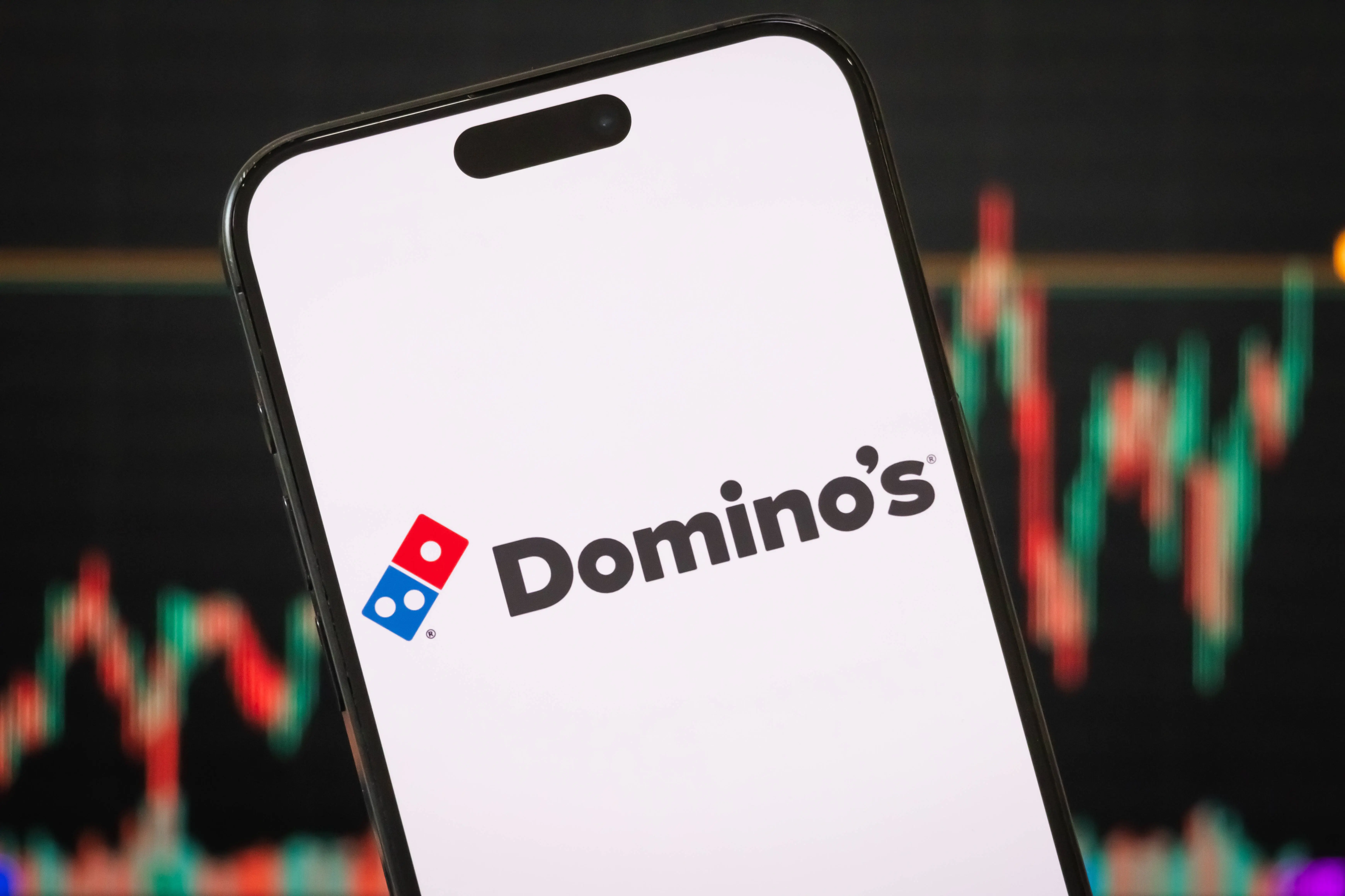 “Didn’t count on the refs hating America”: Internet reacts as Domino’s ...