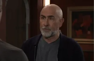 Who is Daddy Long Neck and why is he trending? Real name and all about ...