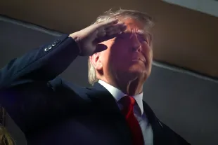 AOC has a 4-word reaction to Trump seemingly falling asleep during NBA ...